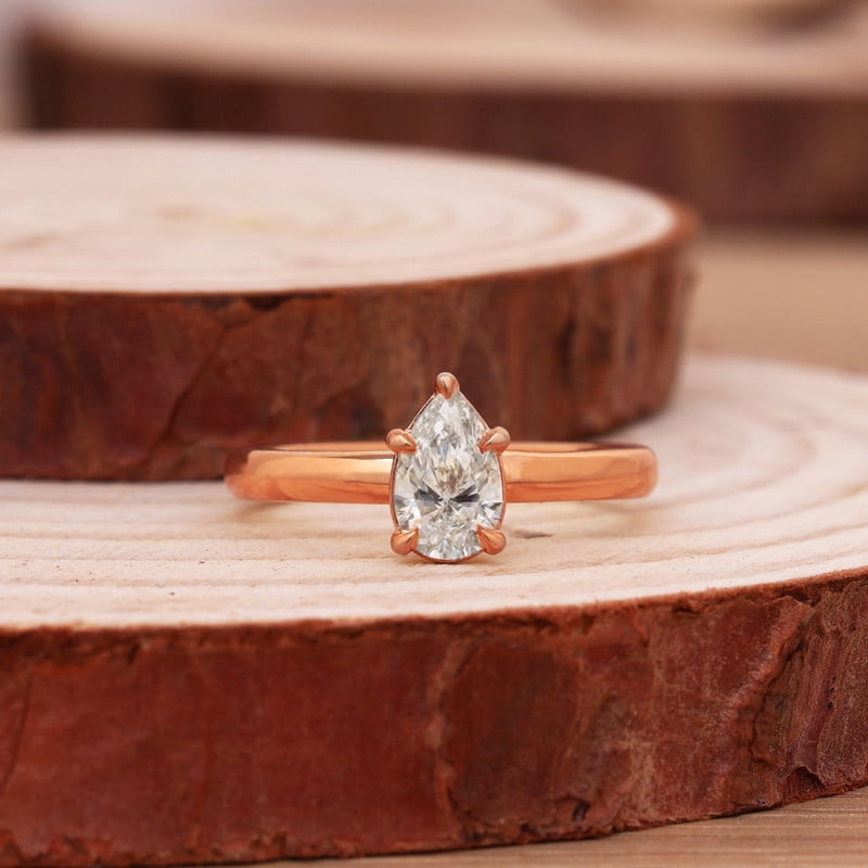 1 CT Pear Moissanite Ring - High Quality Dainty Solitaire Setting ...