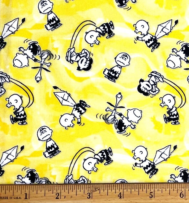 1 Fat Quarter - Peanuts Snoopy Charlie Brown & Lucy on Yellow Cotton ...