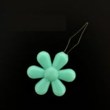 1 Pc Colorful Flower Plastic Needle Threader, Sewing Box Accessory Hand ...