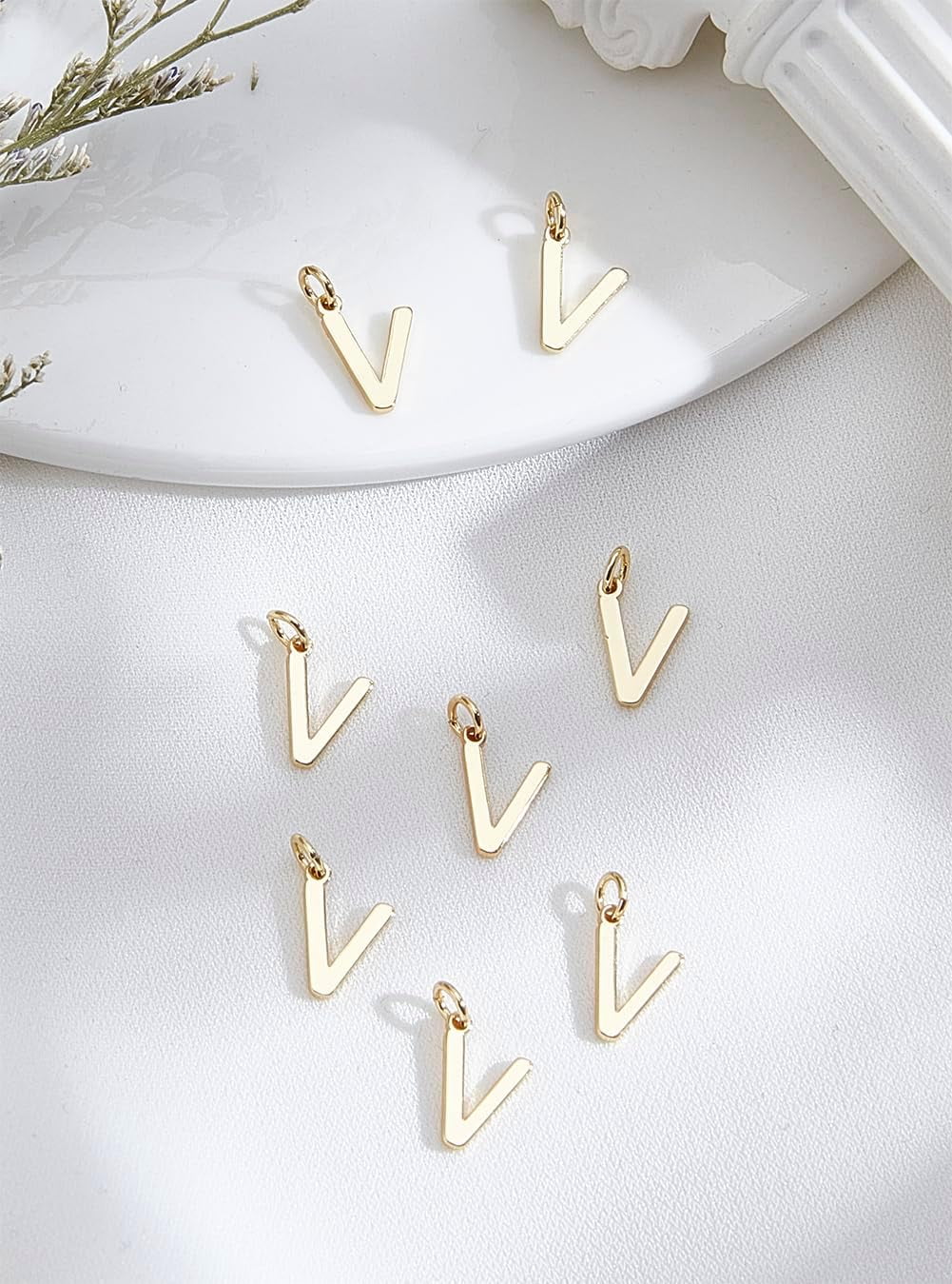 1 Set 8Pcs 18K Gold Plated Letter Charms Alphabet Pendant 26 Alphabet ...