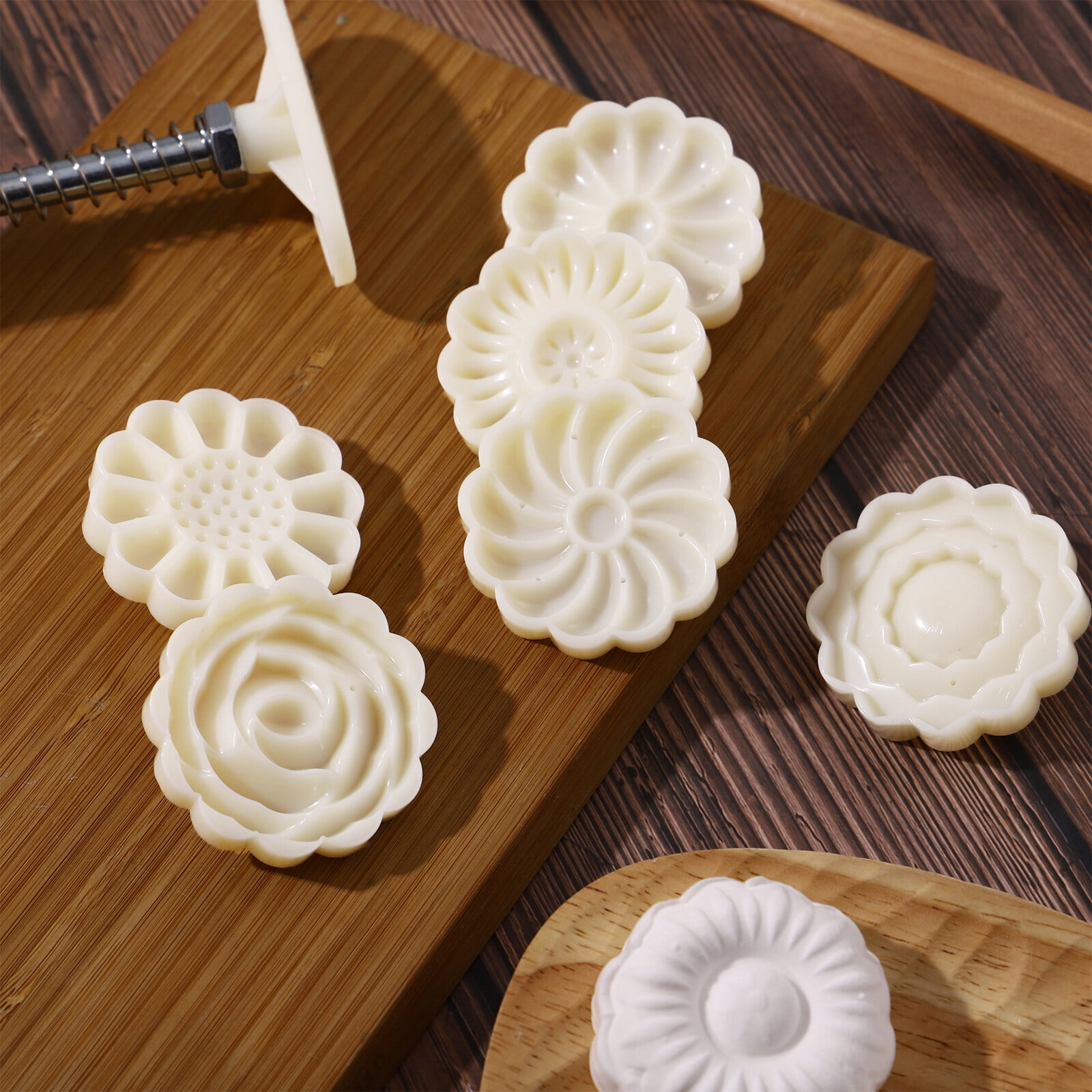 1 Set of 7 Pieces Hand Press Mooncake Makers and Cookie Cake Stamps ...