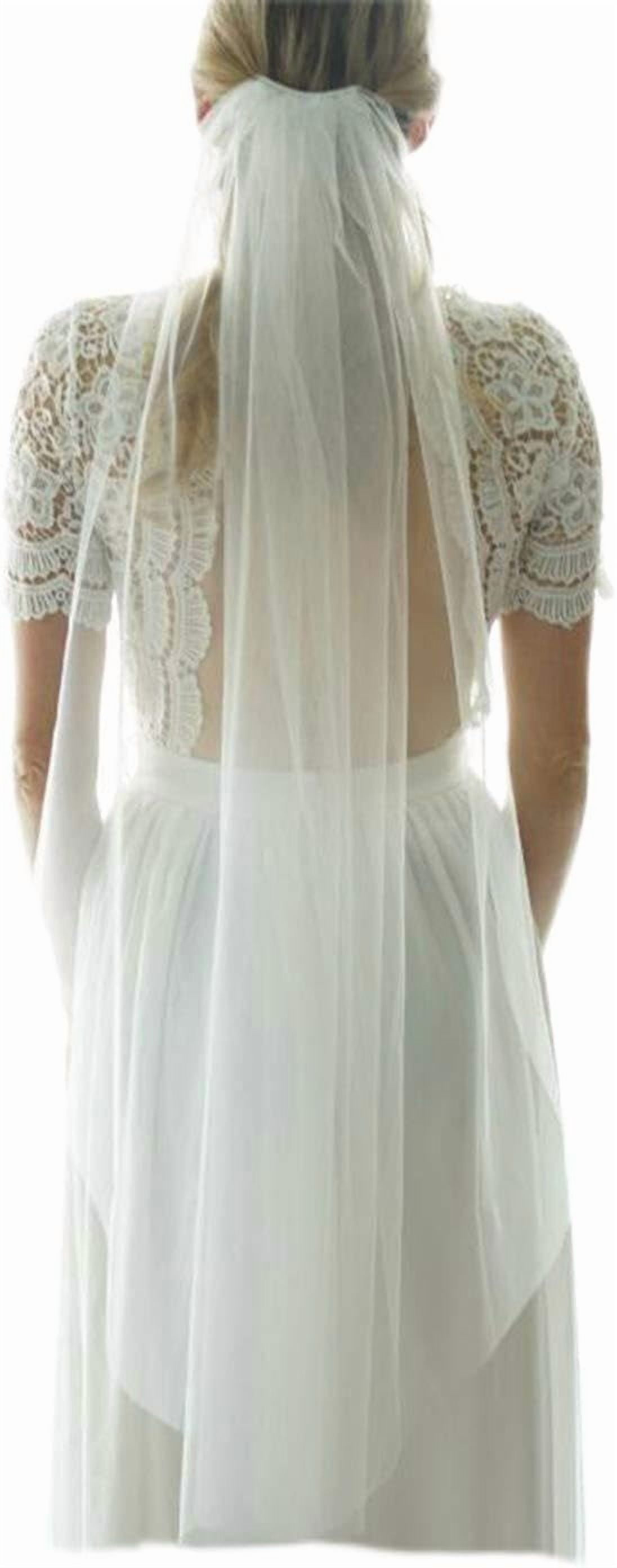 1 Tier Fingertip Length Short Bridal Tulle Veil with Comb and Cut Edge ...
