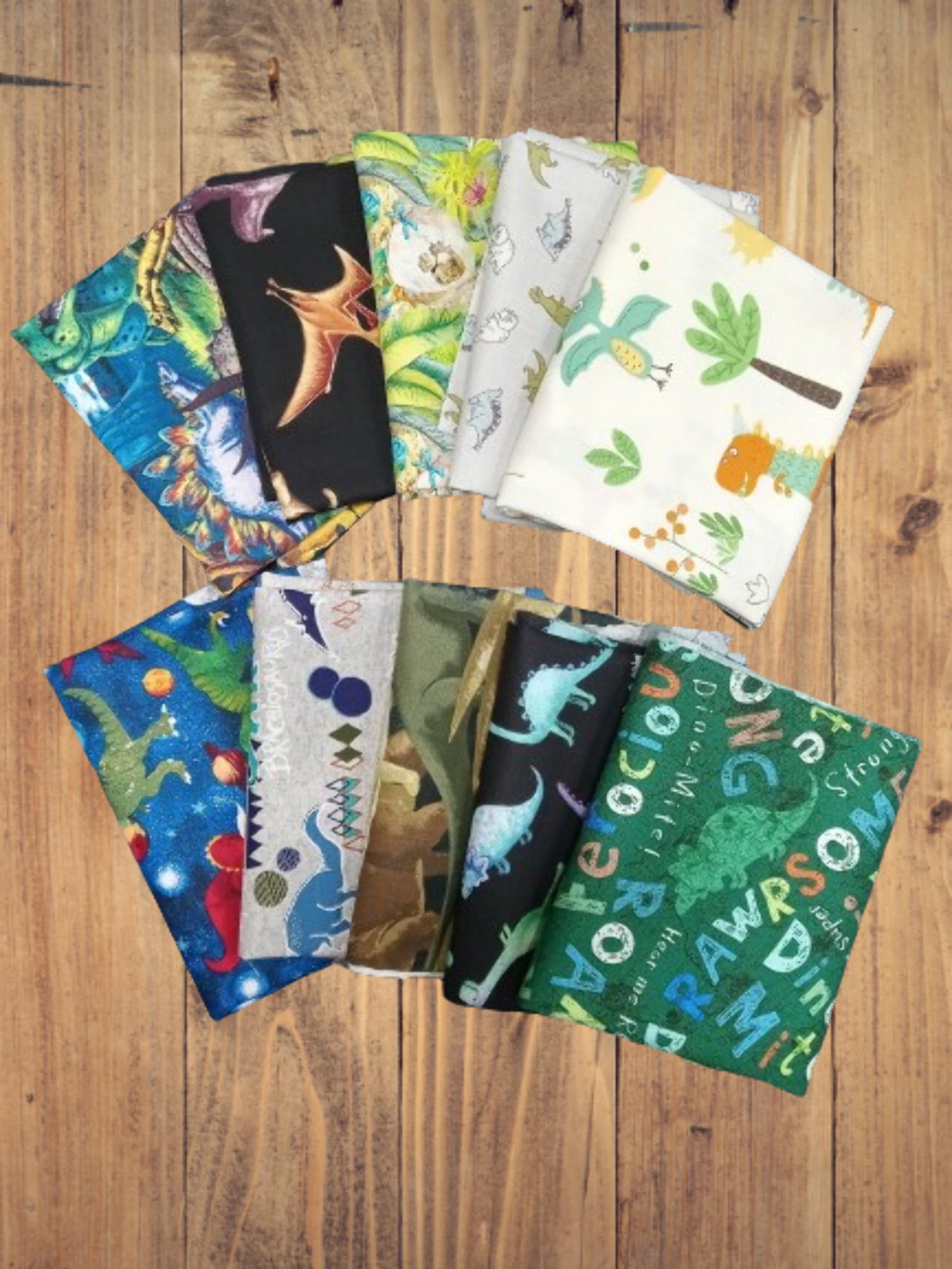10 Fat Quarters - Assorted Dinosaurs Fat Quarter Bundle - Walmart.com