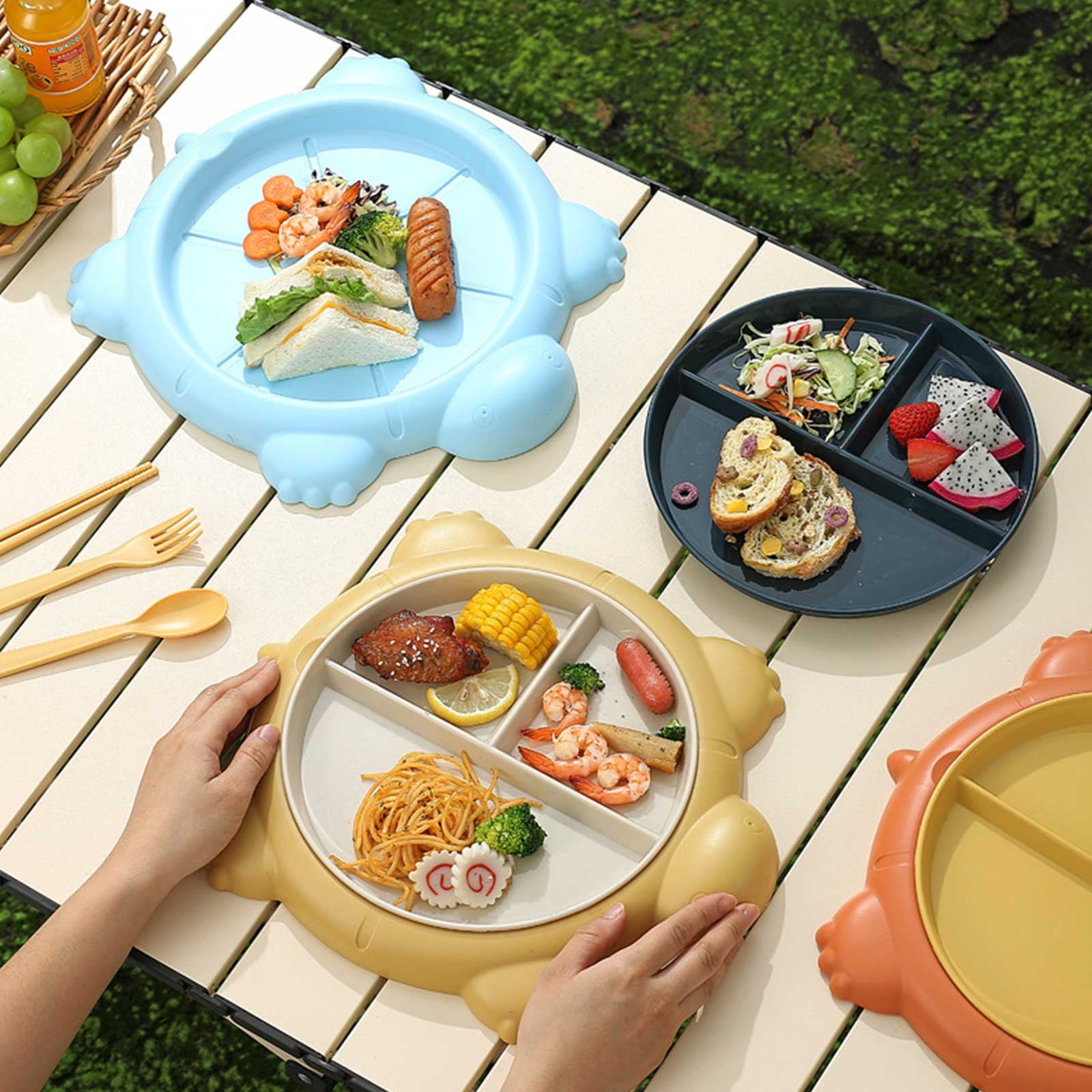 10-Inch Divided Portion Control Plate - 3 Section Straw Fiber Dinner ...