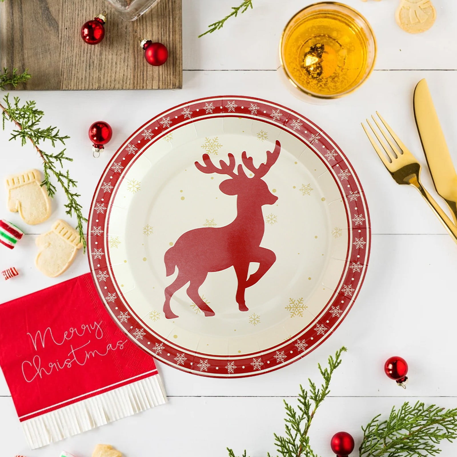 10 Pack Christmas Paper Plates With Reindeer Design 9-Inch Disposable ...