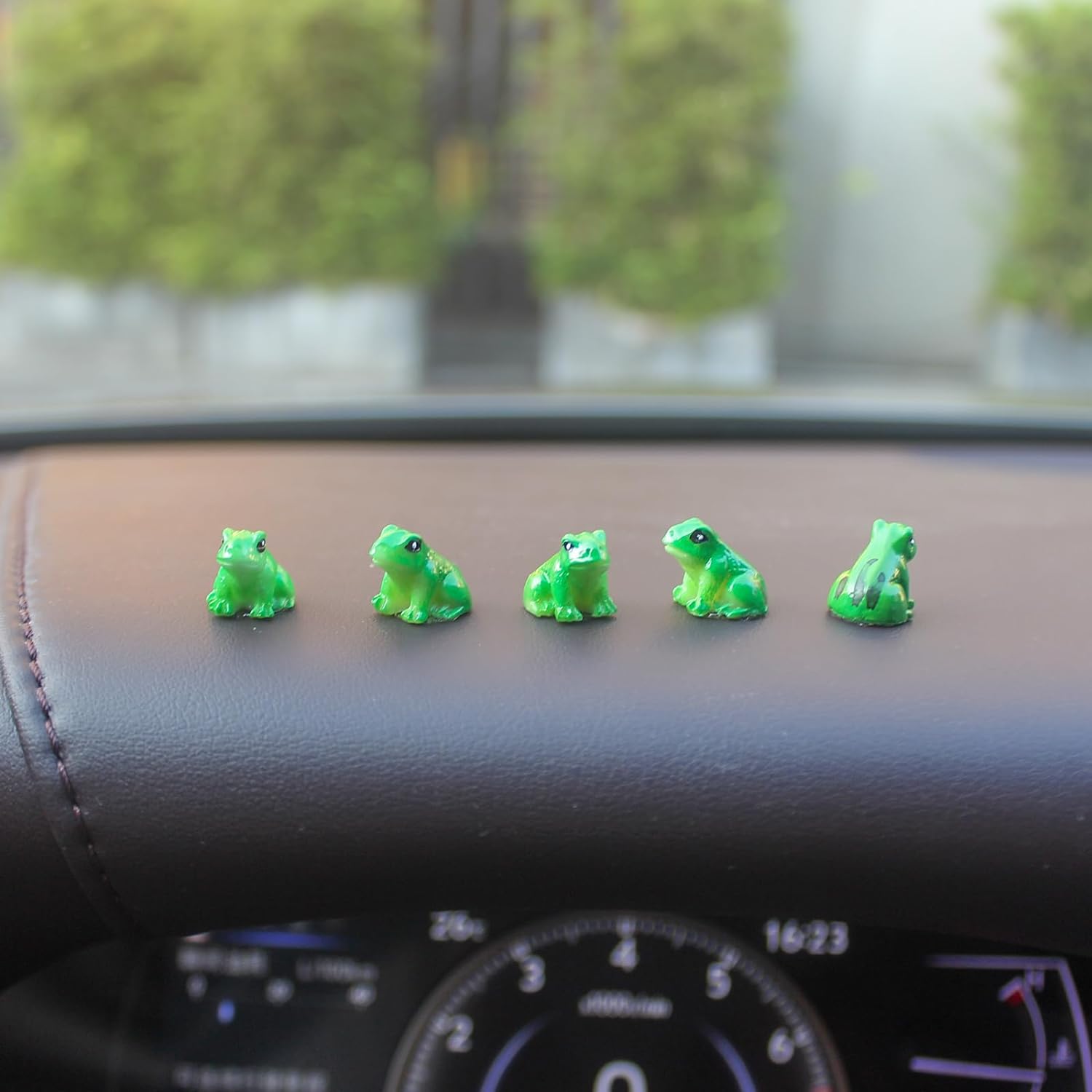 10 Pcs Mini Frog Cute Car Accessories - Rear View Mirror & Dashboard ...