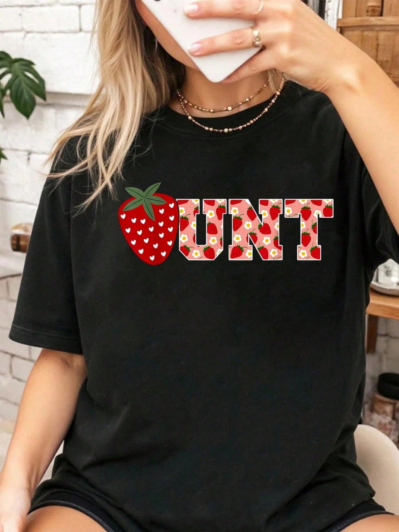 100% Cotton Women T-Shirt Funny Strawberry Aunt Fruit 1st Birthday ...