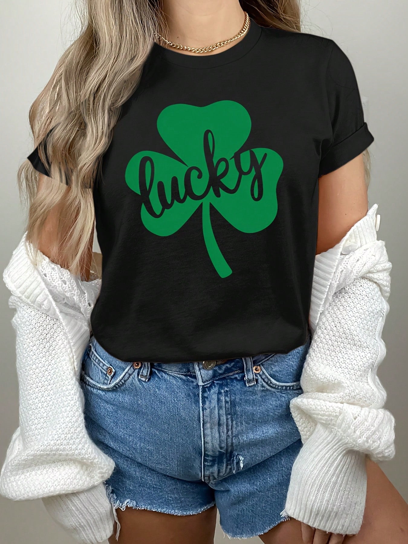 100% Cotton Women's St. Patrick's Day Lucky Clover Graphic Tee - Black ...