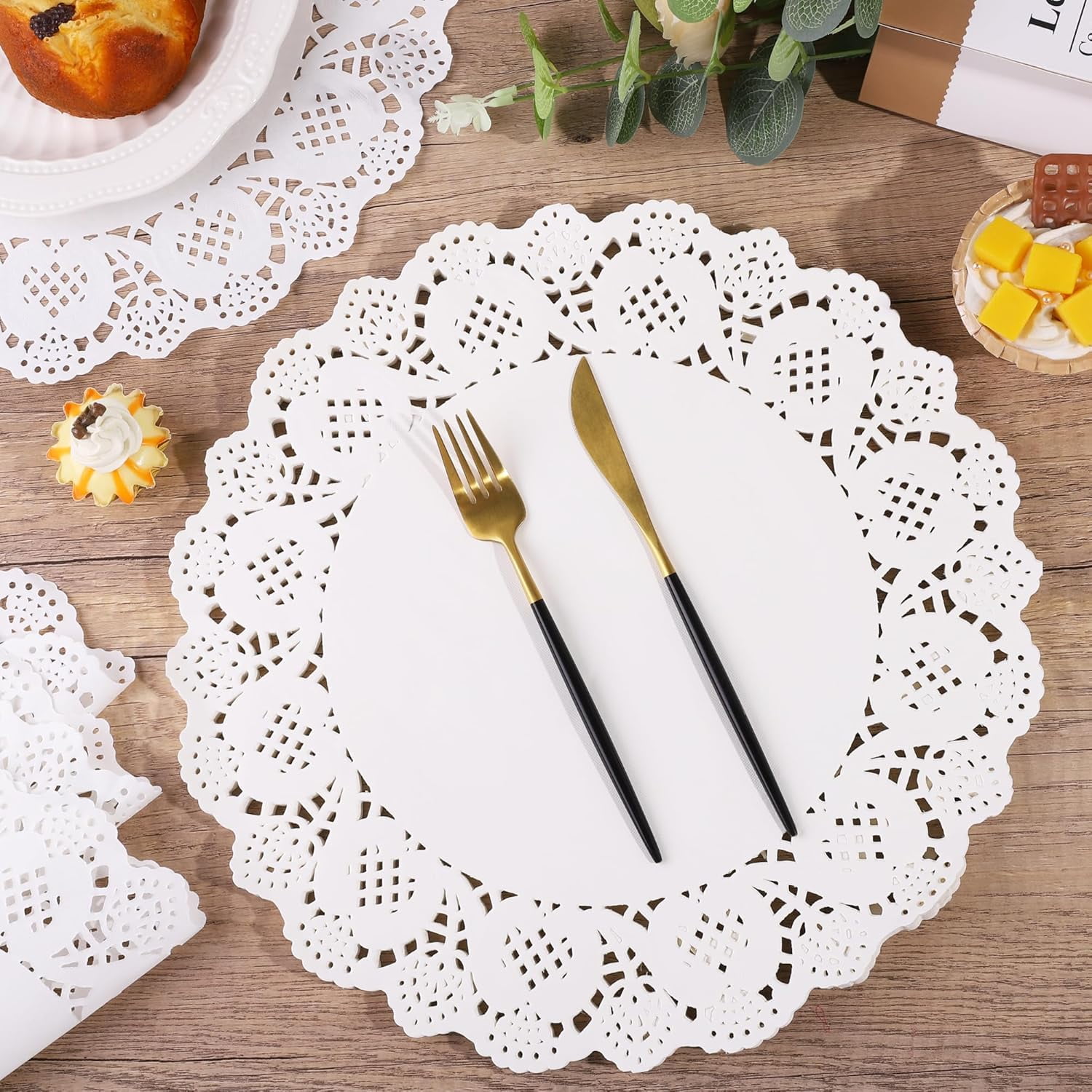 100 Pack Round White Paper Doilies 13.5 Inches Lace Paper Place Mats ...