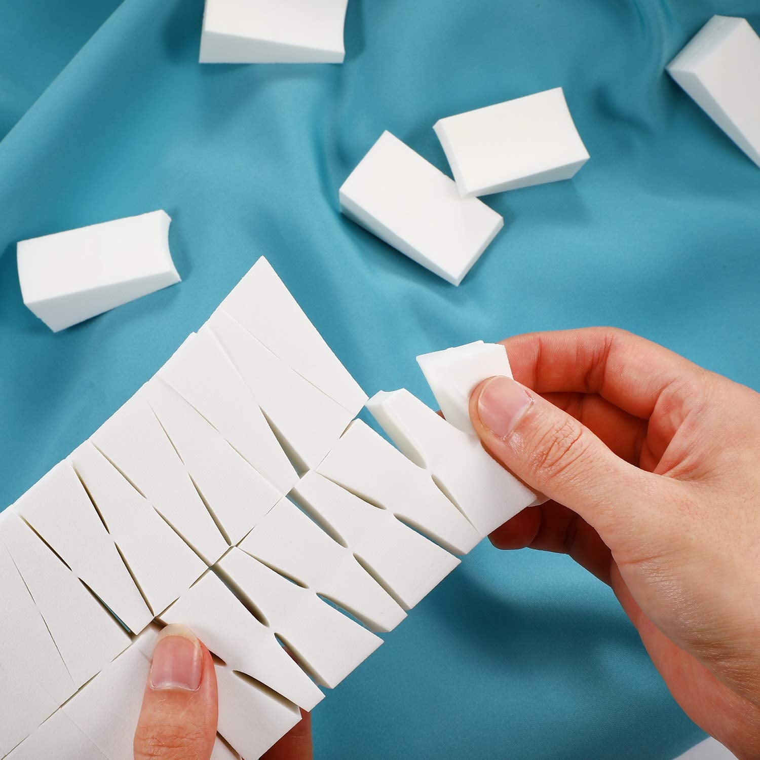 100 Pieces Cosmetic Sponges Latex Makeup Foam Wedges Foundation Beauty ...