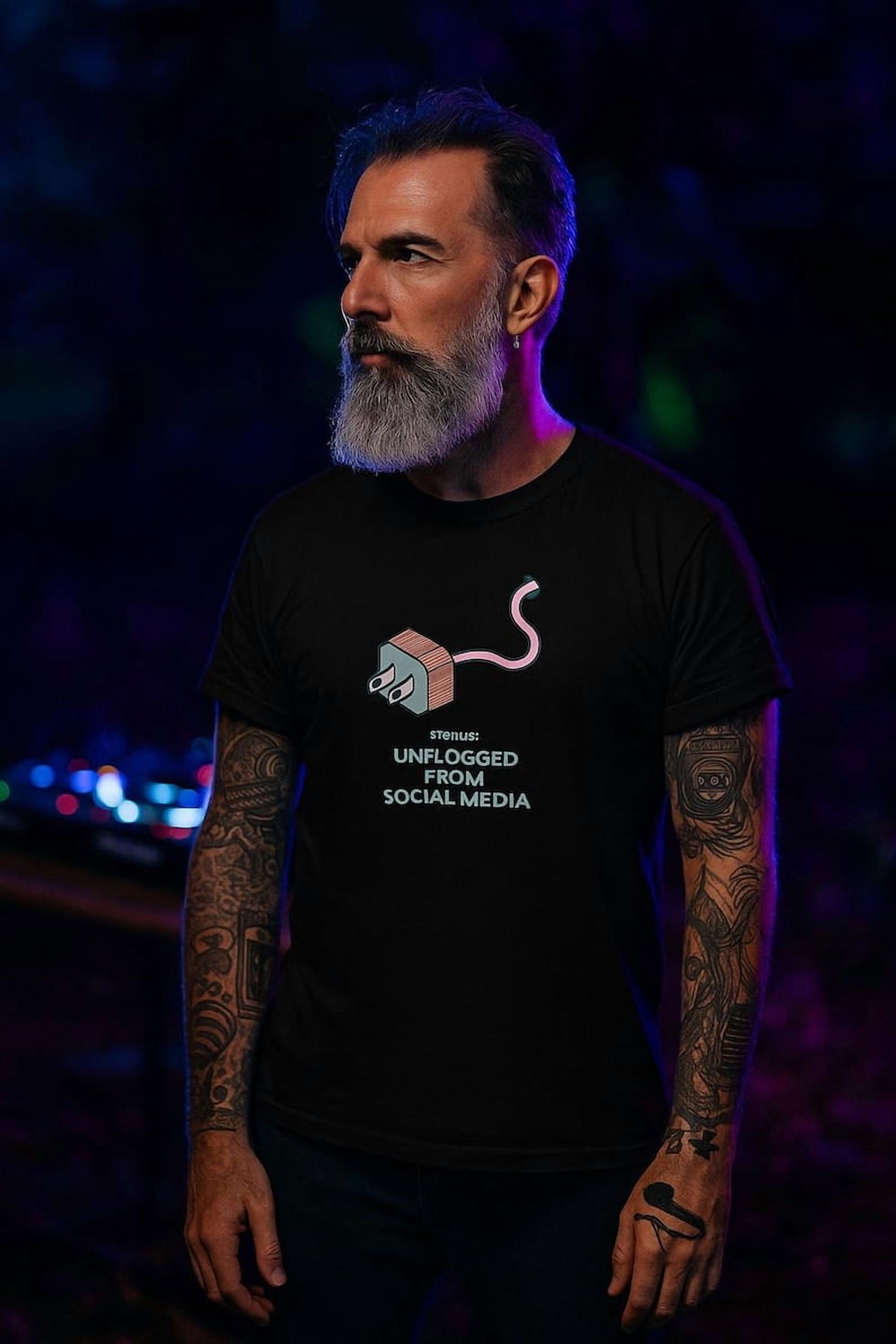 100% cotton tshirts men tee Unplugged From Social Media Shirt Digital ...
