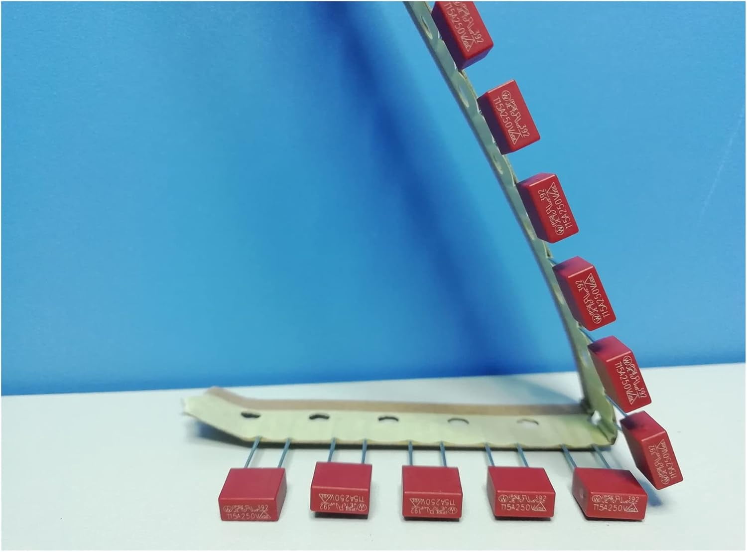 100PCS/LOT 392 Square Plastic Fuse T0.5A T1A T1.6 T2A T2.5A 3A T3.15A ...