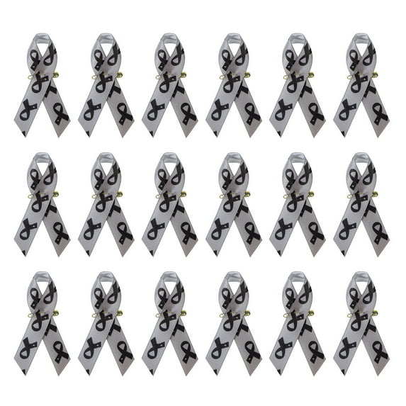 100Piece Collection of Heart and Peace Pattern Lapel Pins Accessory ...