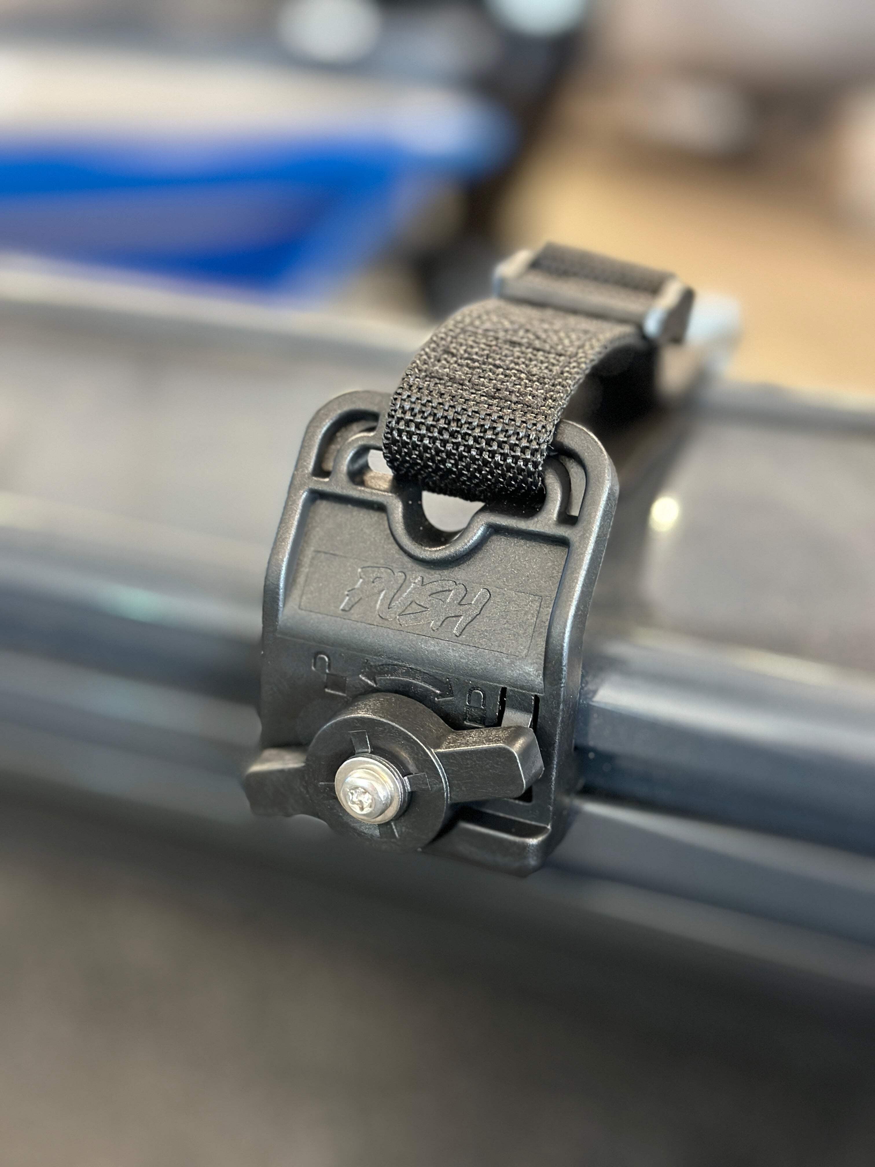 104.134 Push Industries Rapid Adjust Boat Fender / Bumper Hanger for ...