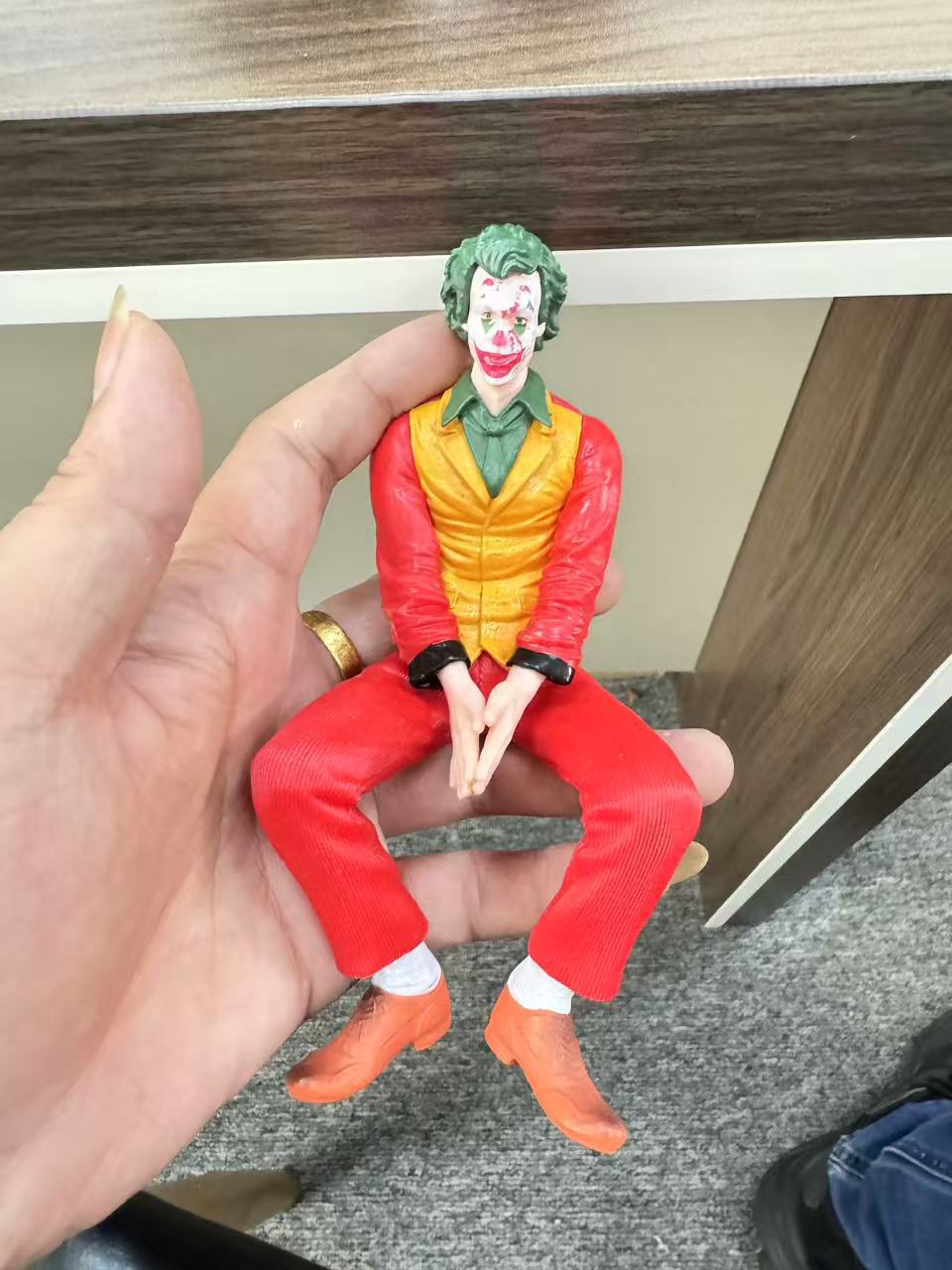 10cm Roof Decoration Joker Heath Ledger Sitting Posture Figures Car ...