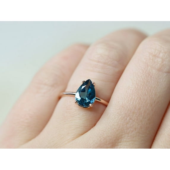 10x7 Pear London Blue Topaz Solitaire Ring, London Blue Topaz ...