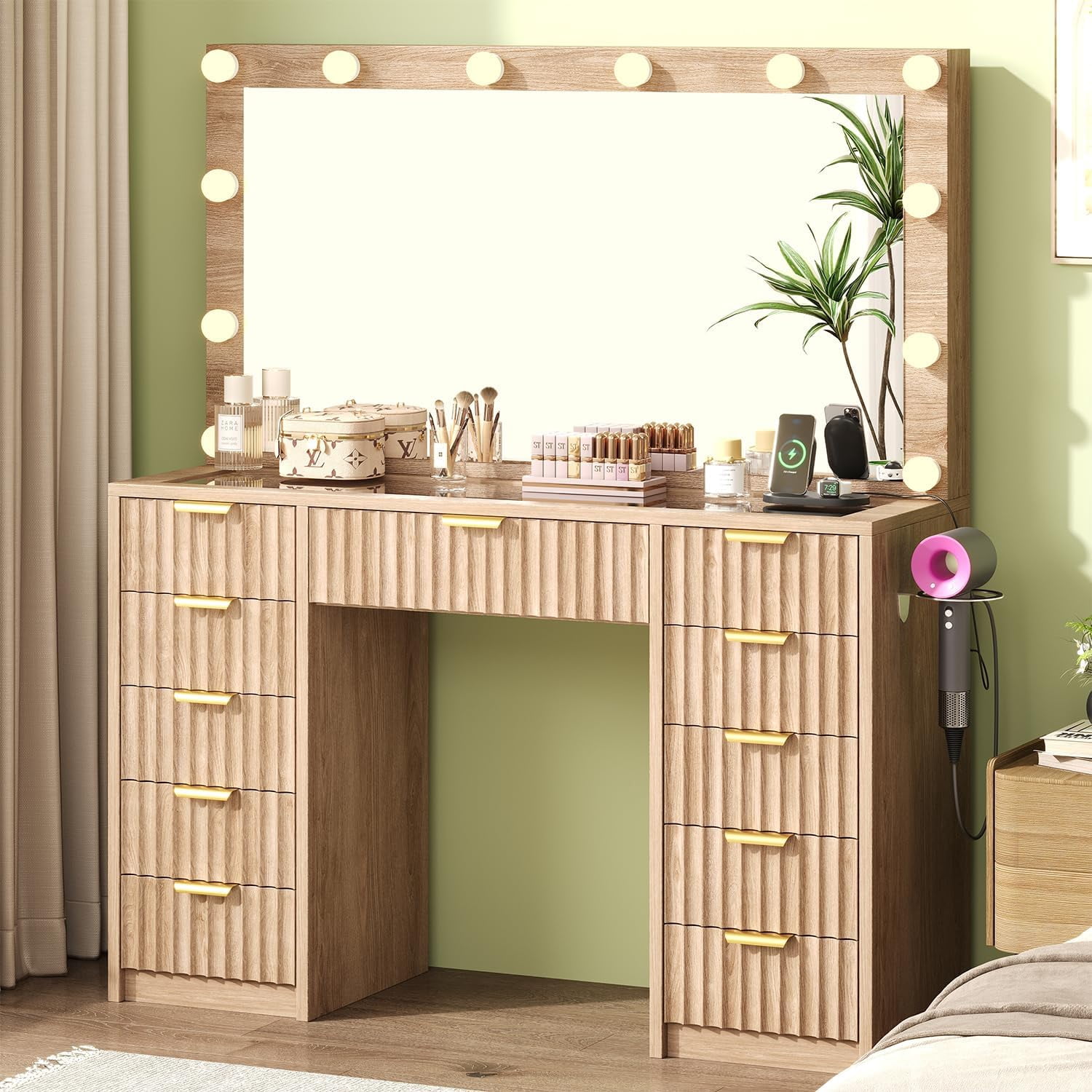 11 Drawers Fluted Vanity Desk with Glass Top 47" Makeup Vanity with ...