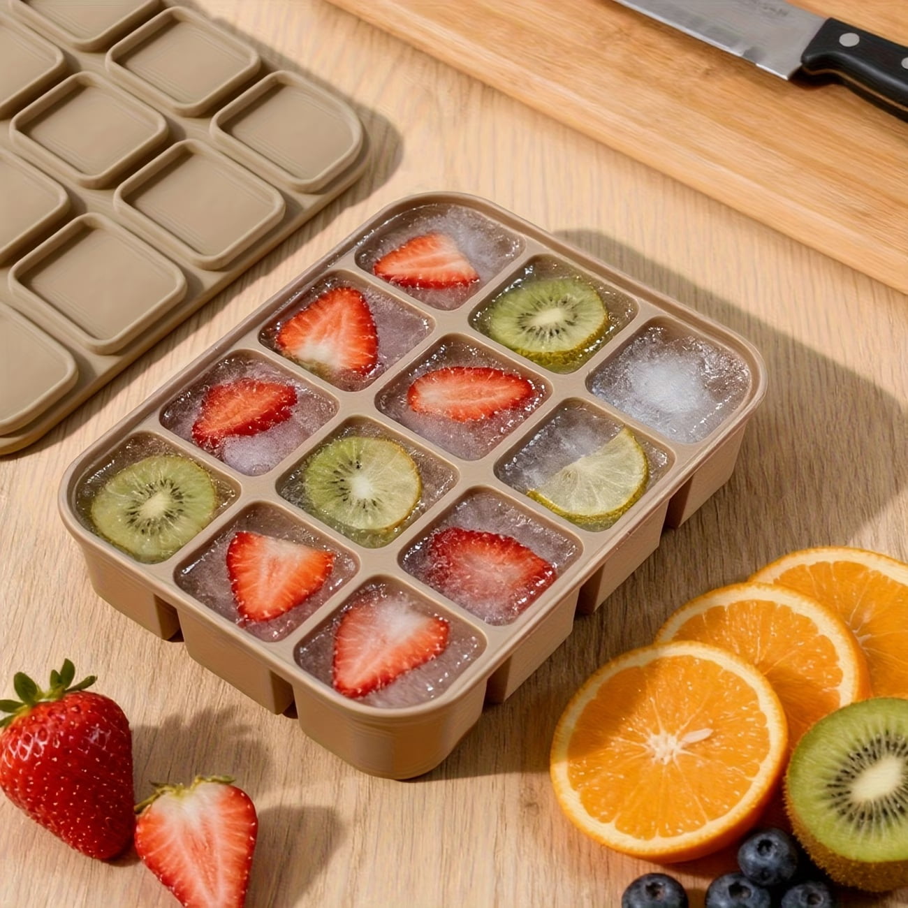 12-Cube Silicone Ice Tray with Lid - Perfect for Whiskey, Cocktails ...