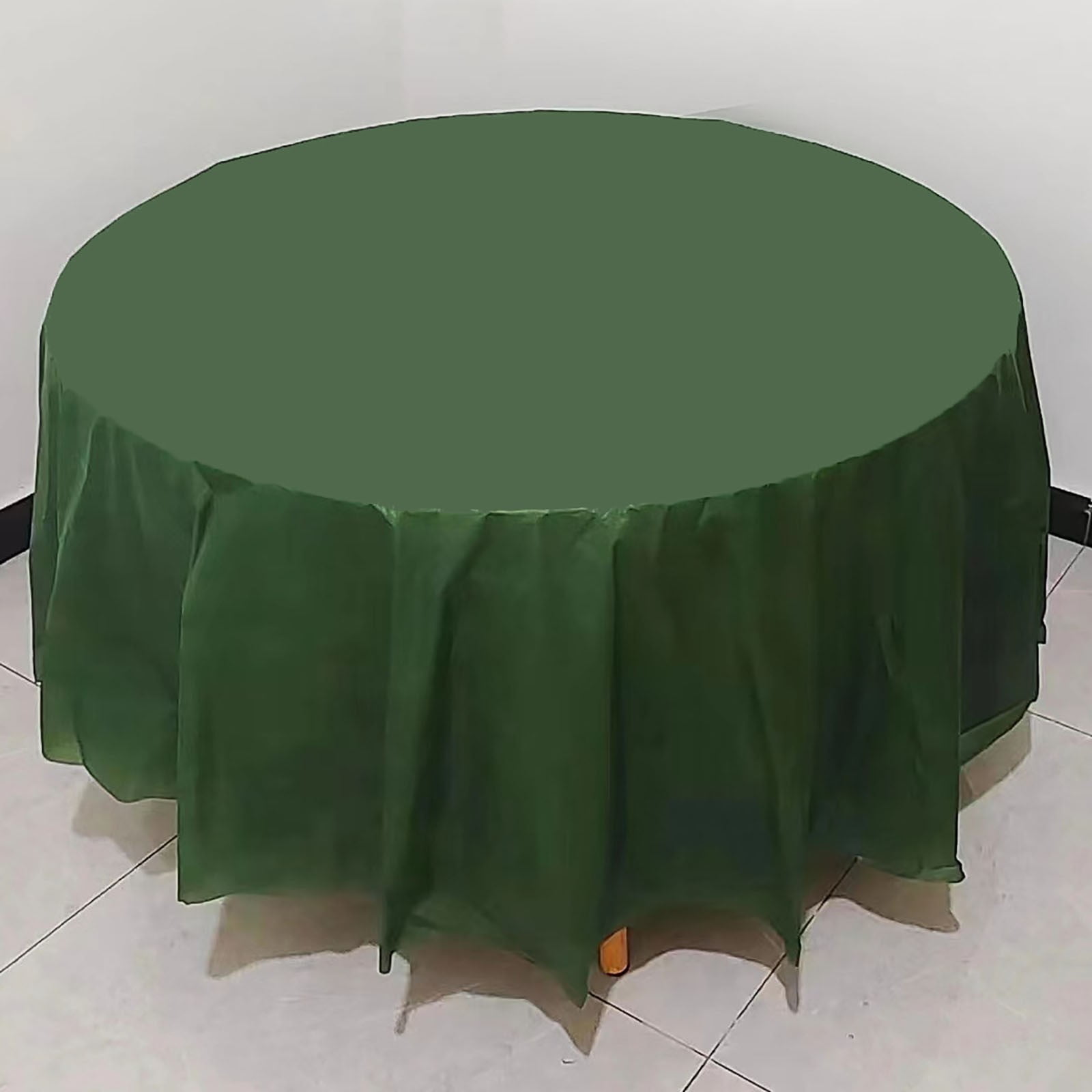 12 Pack Premium Plastic Disposable 84 Inch Round Tablecloth Round Table ...