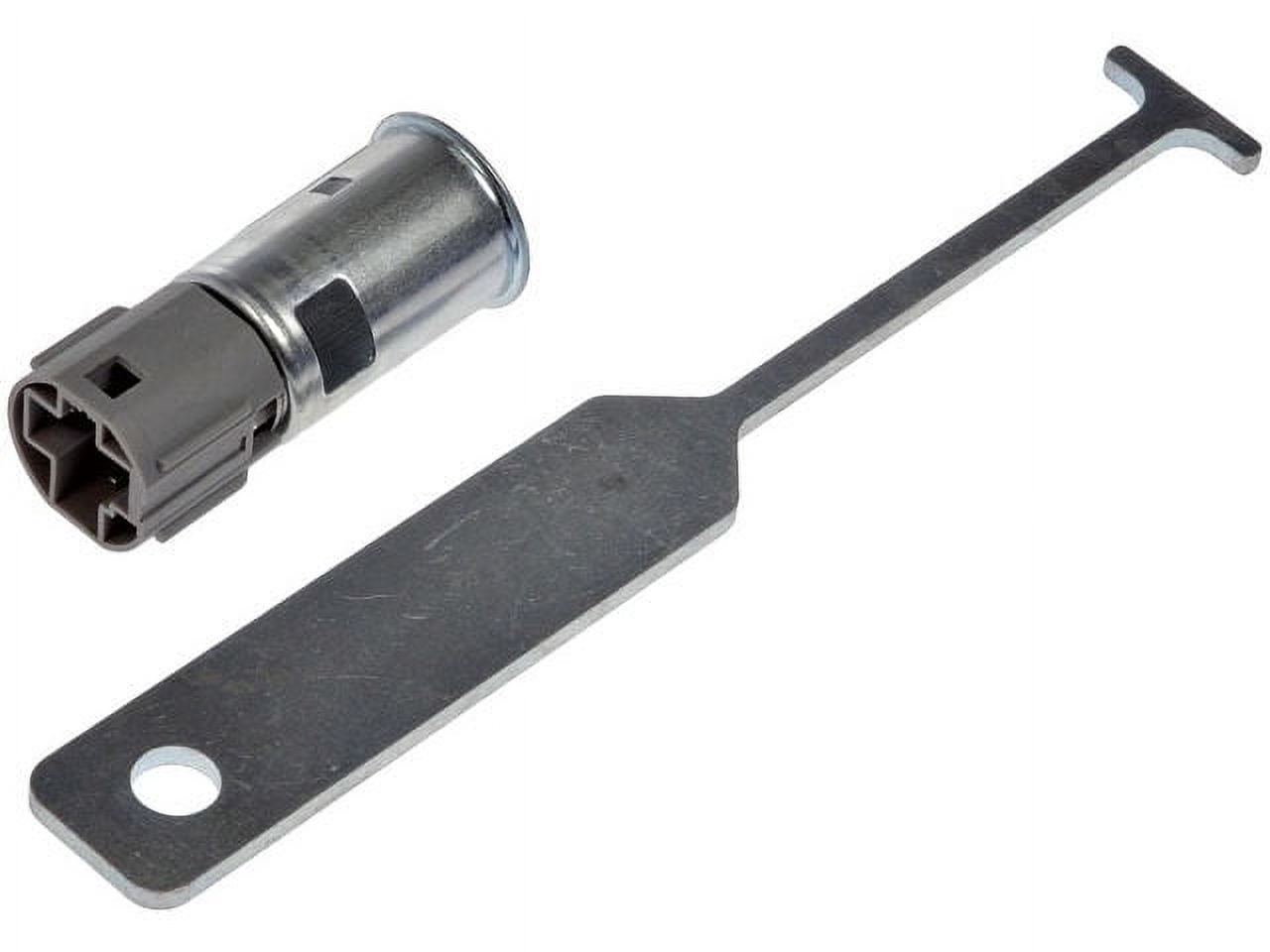 12 Volt Accessory Power Outlet Socket - Compatible with 2003 - 2008 ...