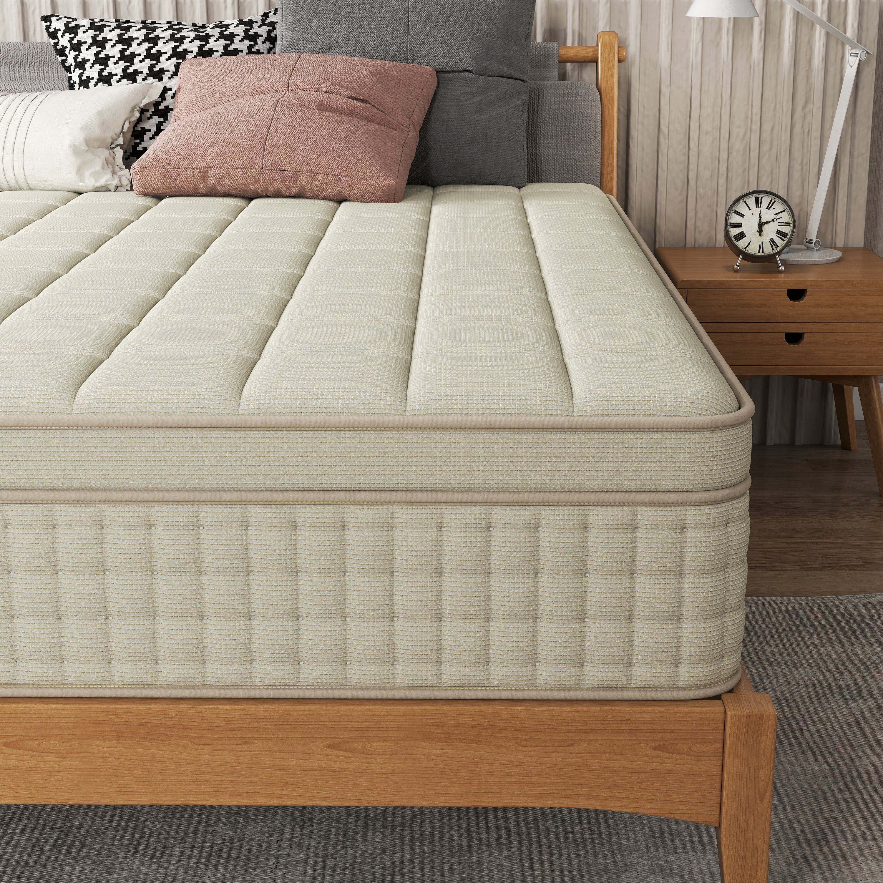 12 inch Queen Sized Hybrid Mattress With Individually Wrapped Pocket ...