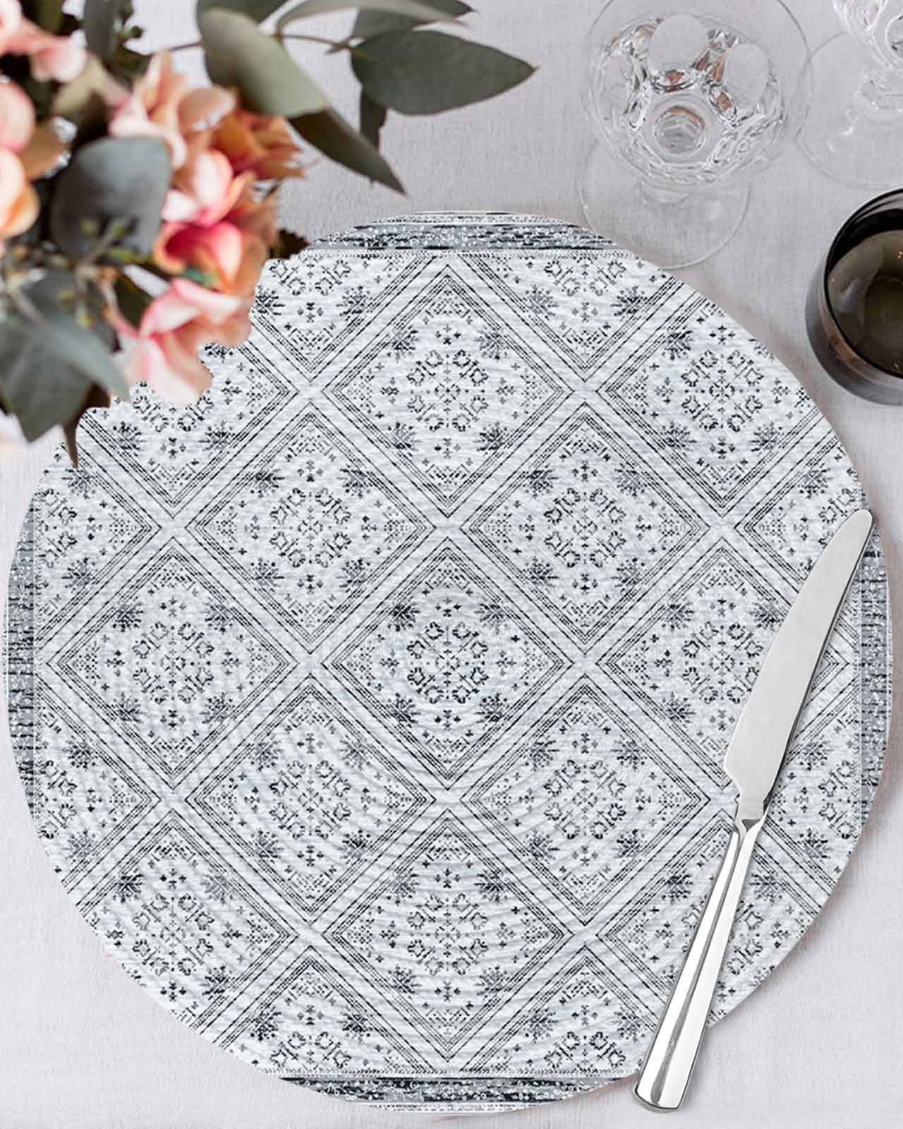 13 Inch Round Placemats Set of 4, Grey Flowers Non Slip Heat Insulation ...