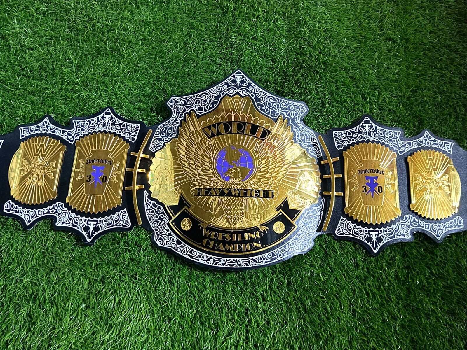 WWE 30 Years Signature Series UNDERTAKER Adult Real Championship ...