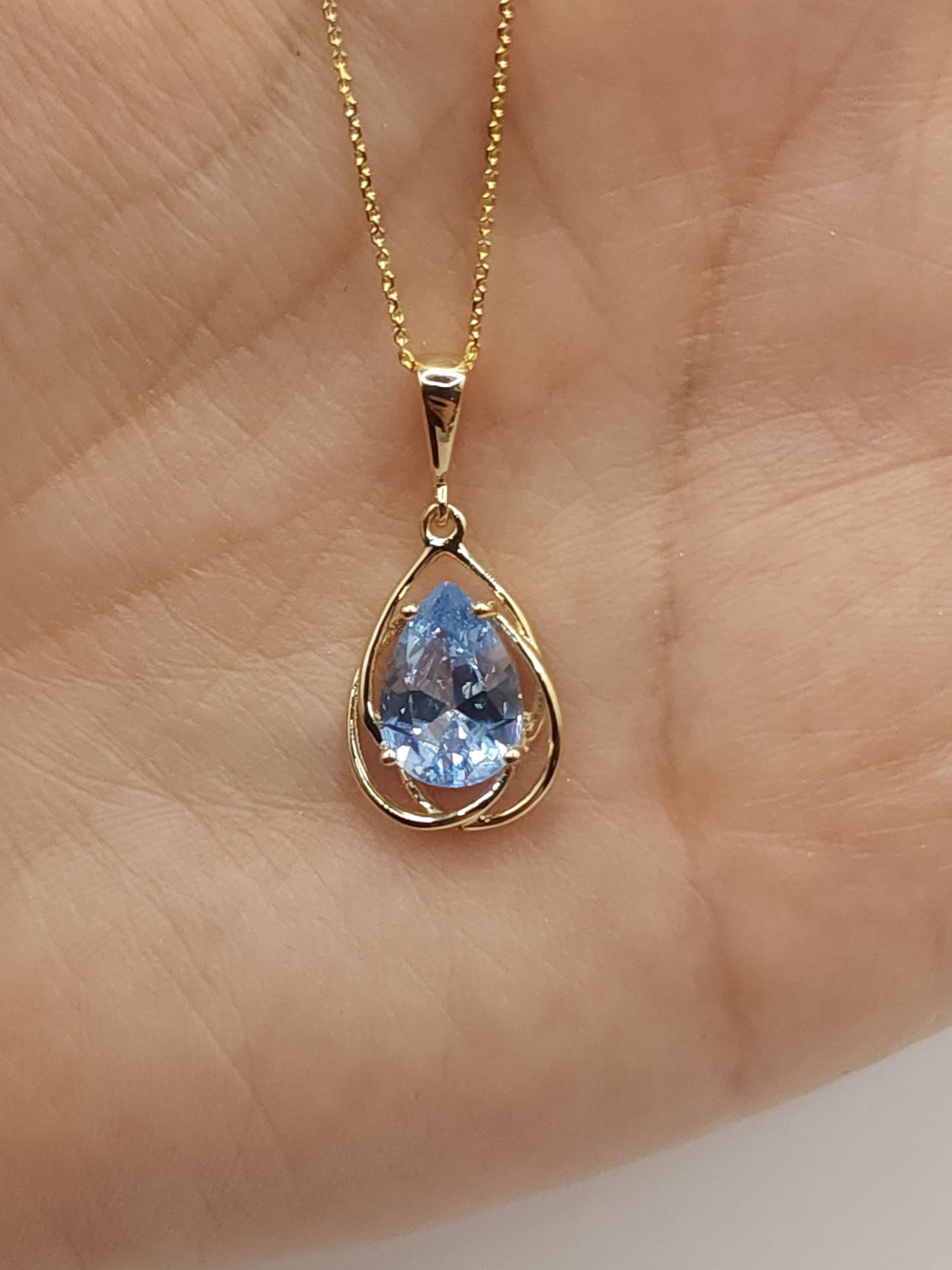 16 Carat Natural Pear Cut Aquamarine Gold Plated Jewelry Pendant For ...
