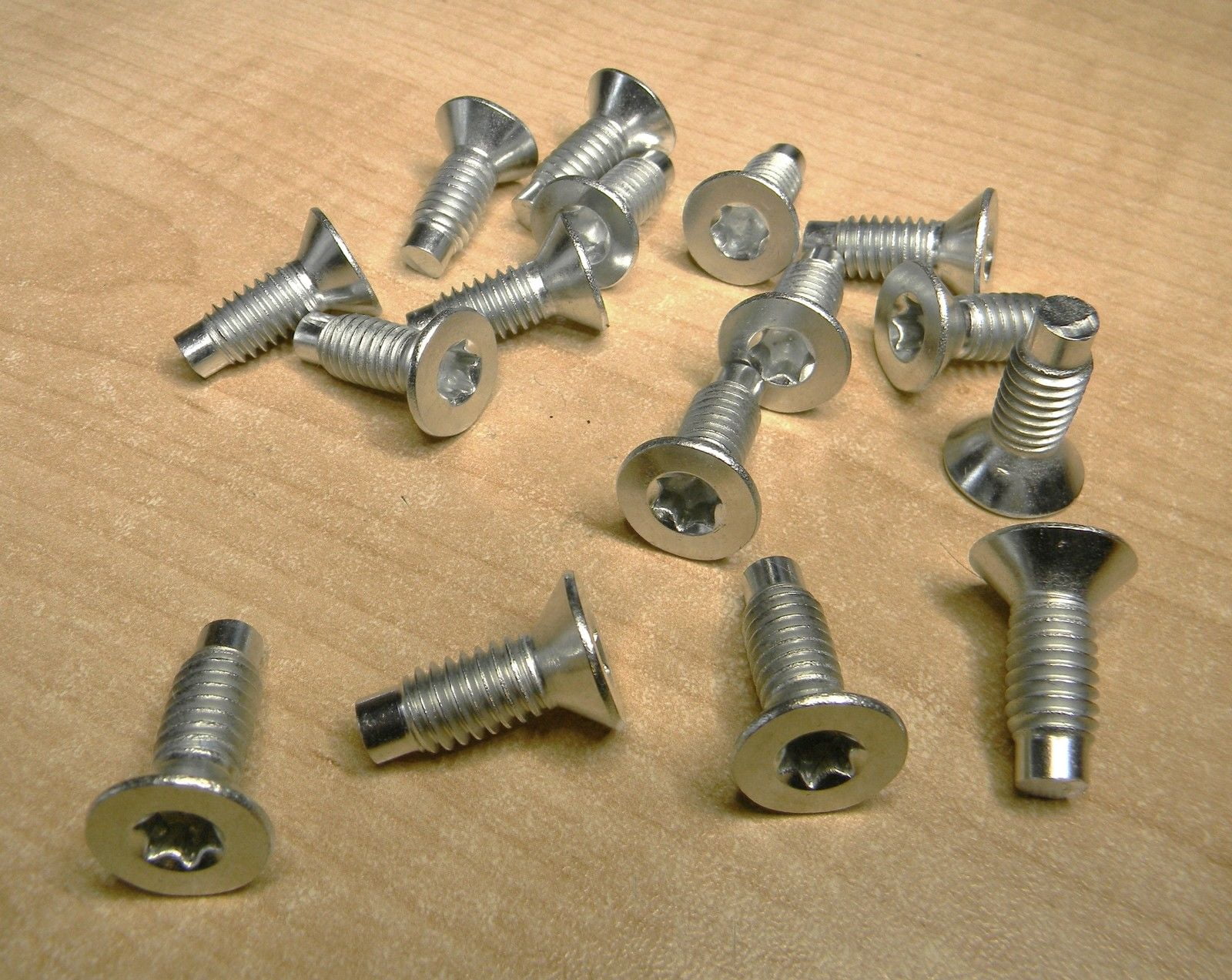 16 Each 1976-2006 JEEP CJ / YJ / TJ Wrangler Windshield / Hinge Torx ...