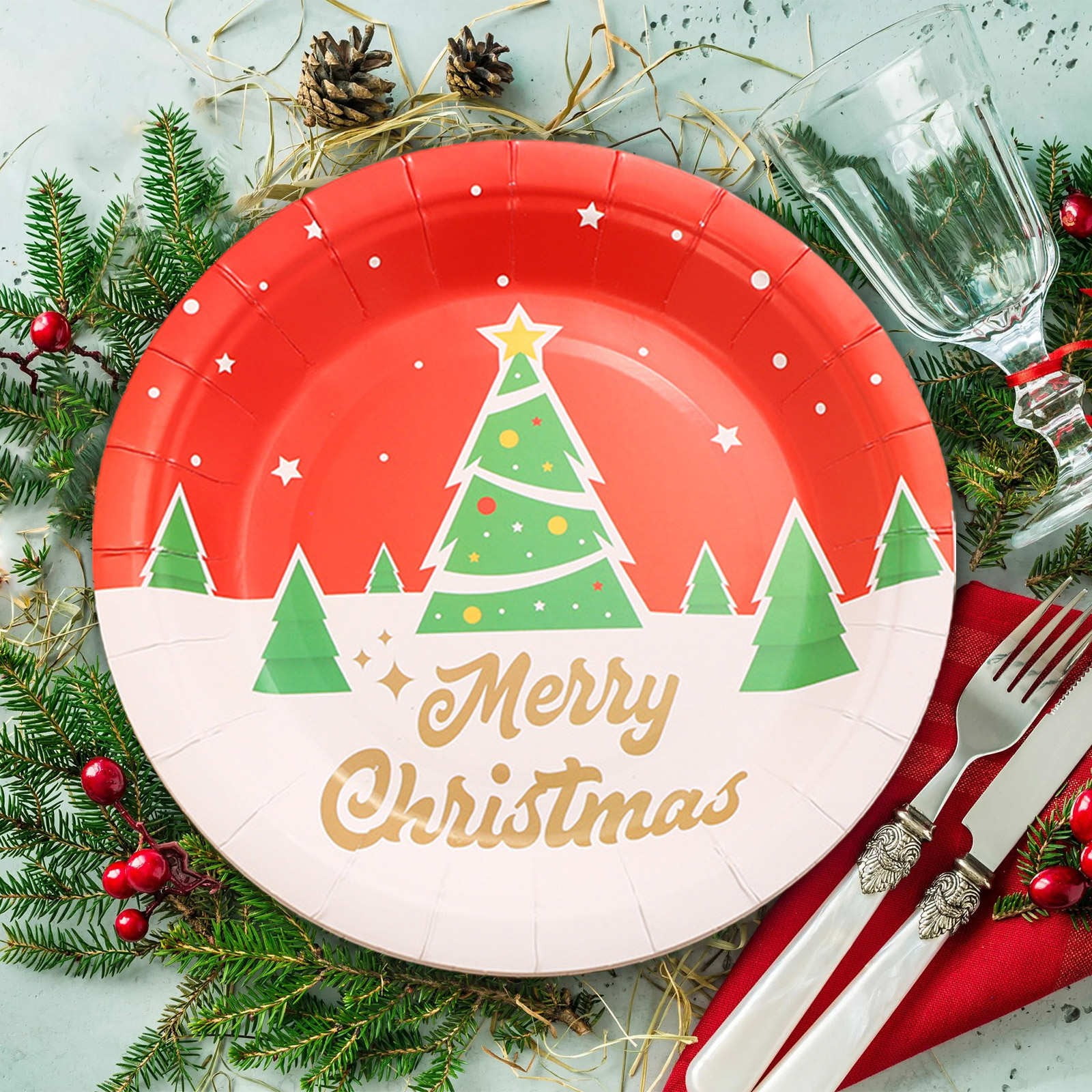 16 Pieces Christmas Plastic Plates 9" Disposable Party Plates Plates ...