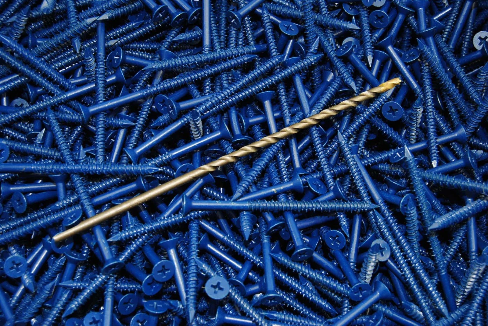 (175) Phillips Flat Head 3/16 x 3-1/4 Concrete Masonry Screw Tapcon Anchor & Bit - Walmart.com