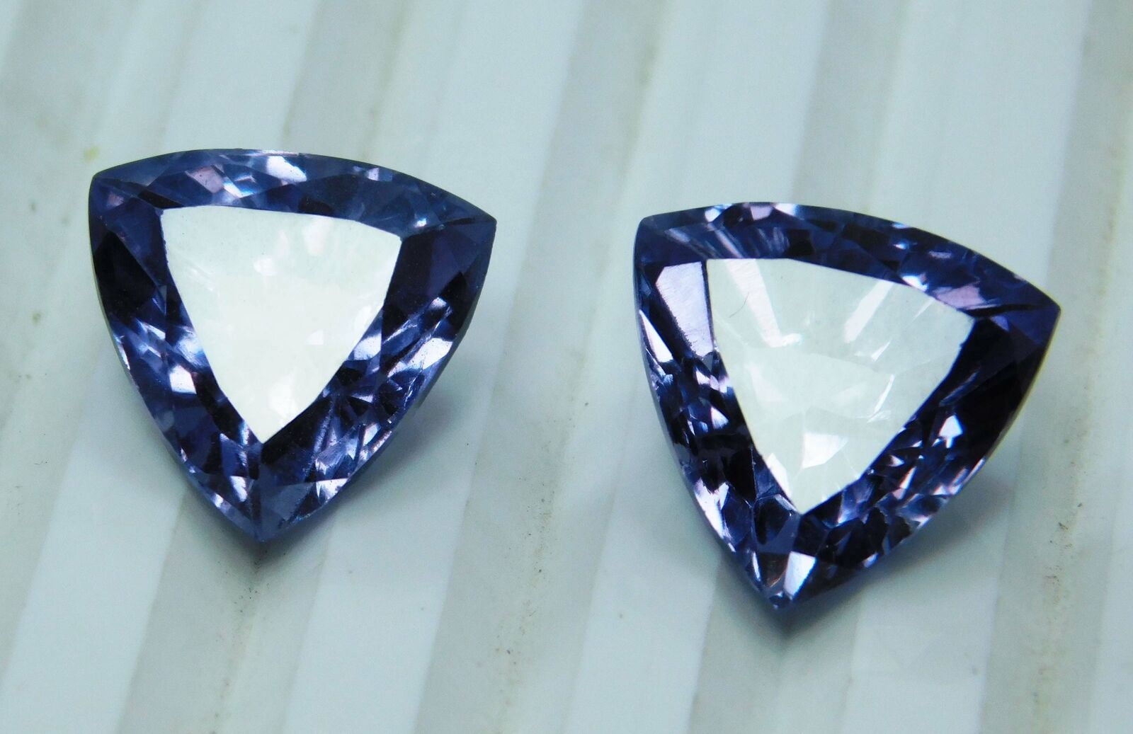 18 Ct Natural CERTIFIED Alexandrite Loose Gemstones Color Change ...