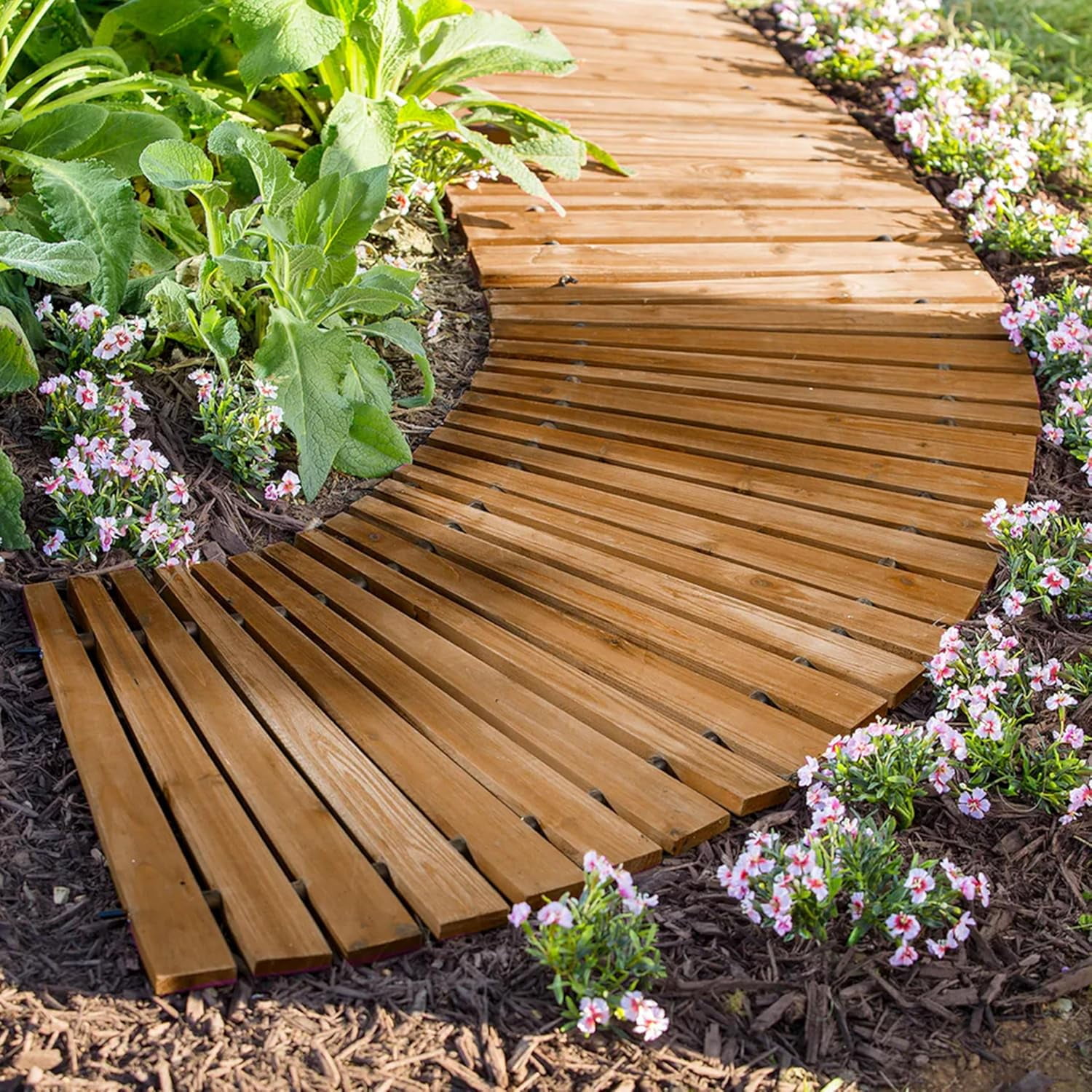 18 Inch Wide Curved Outdoor Wooden Walkway, 4 Feet Wide Outdoor Garden ...