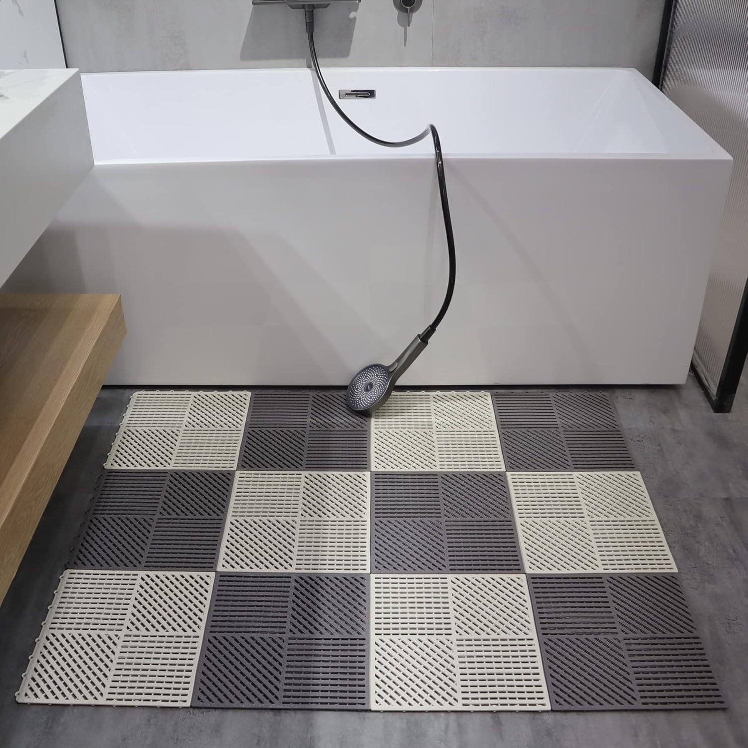 18 Pack Modular Interlocking Floor Mat Outdoor Shower Mat Tiles with ...