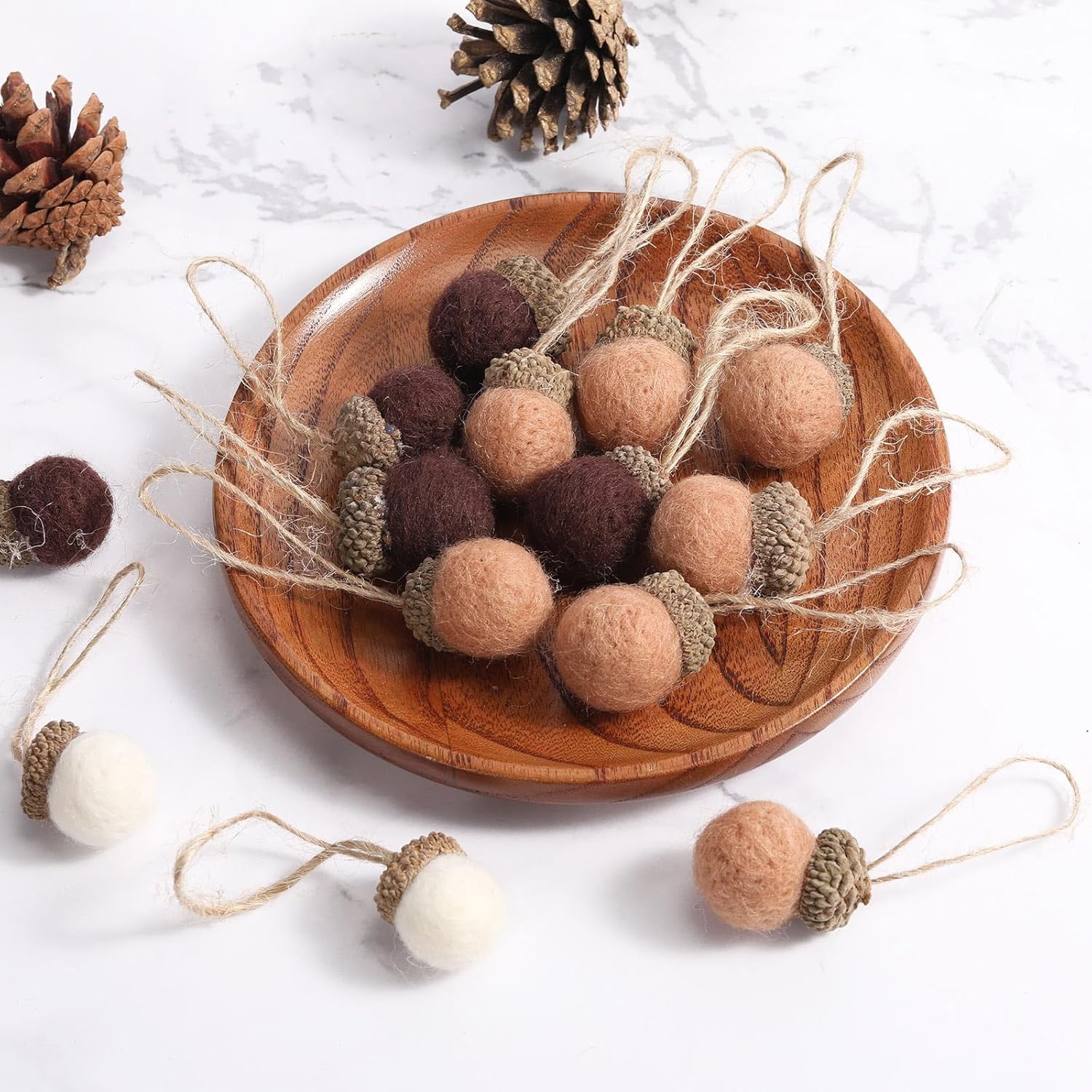 18 Pcs Felt Acorn Ornaments Christmas Wool Pom Acorn Ball Decor Hanging ...