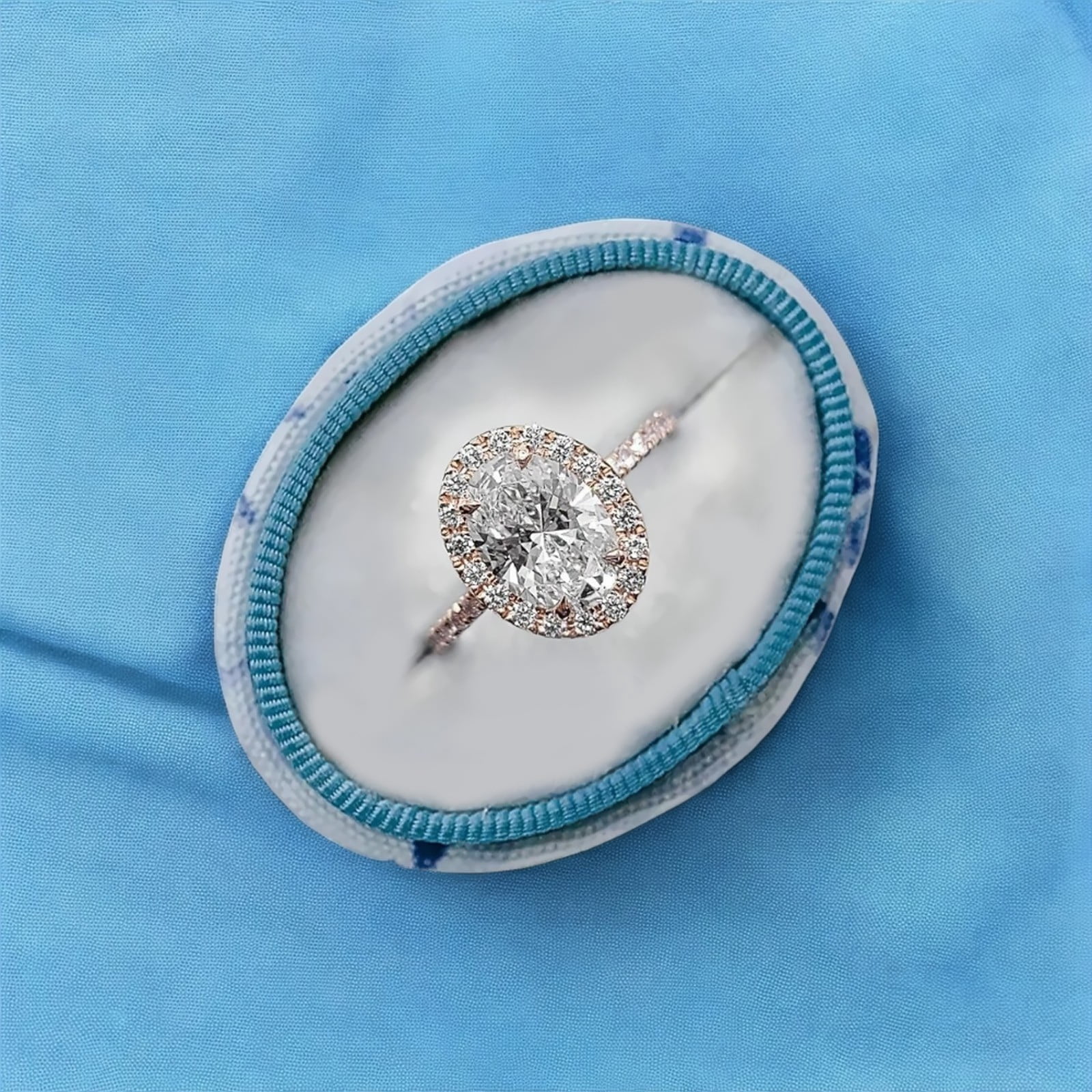18k Yellow Gold Diamond Ring Oval Cut 2 Carat CVD IGI Certified Lab ...