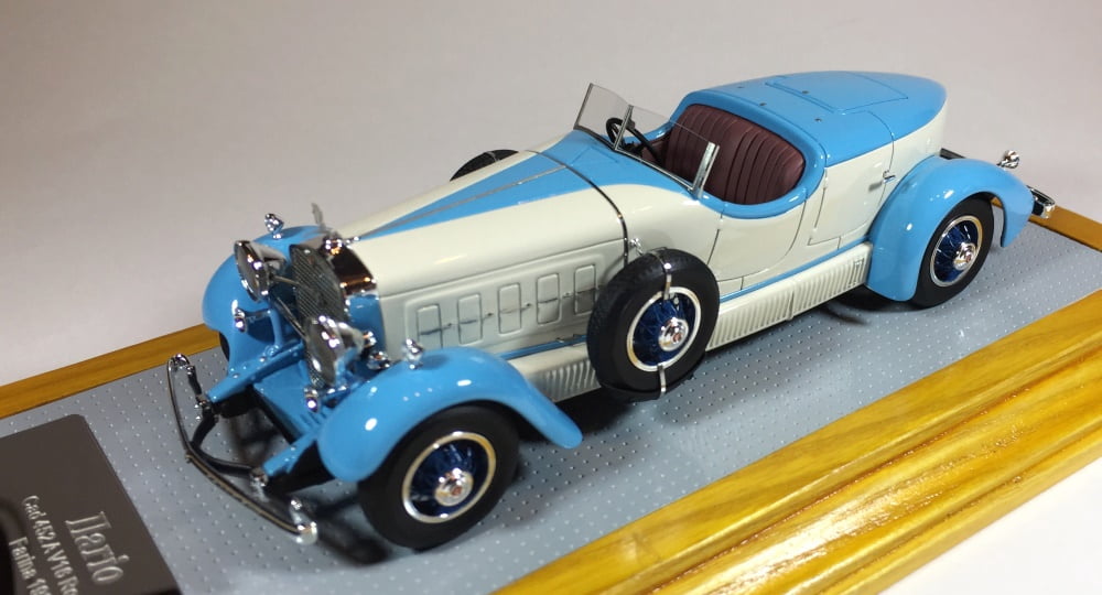 1931 Cadillac 452A V16 Roadster Farina Model Car in 1:43 Scale by ...