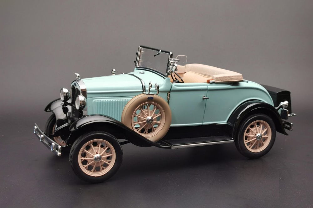 1931 Ford Model A Roadster, Powder Blue - Sun Star 6126 - 1/18 scale ...