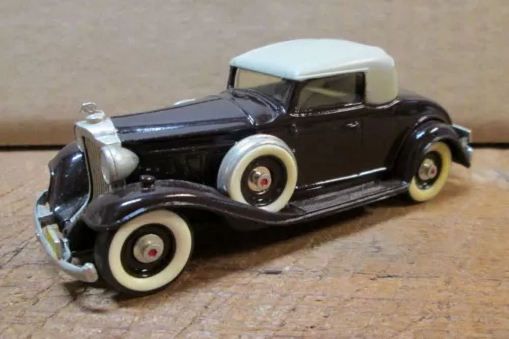 1932 PACKARD LIGHT 8, 1:43 Scale Die Cast BROOKLIN MODELS No. 6, Mint ...