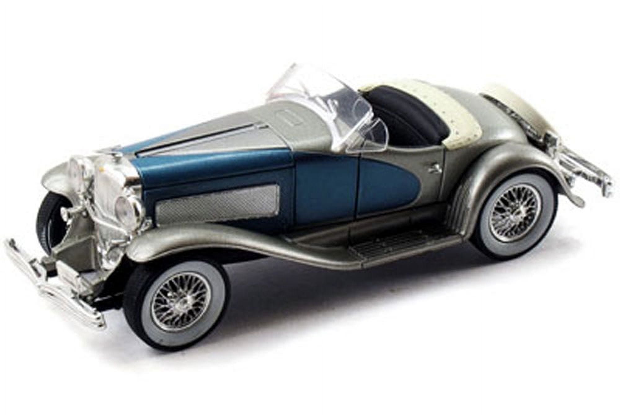 1935 Duesenberg SSJ Convertible, Silver - Signature Models 32318 - 1/32 ...