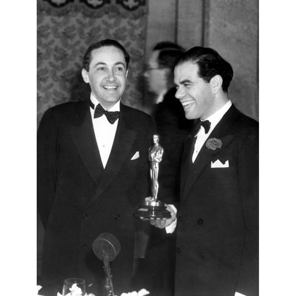 1935 Producer Irving Thalberg Receives The Oscar For Best Picture ...