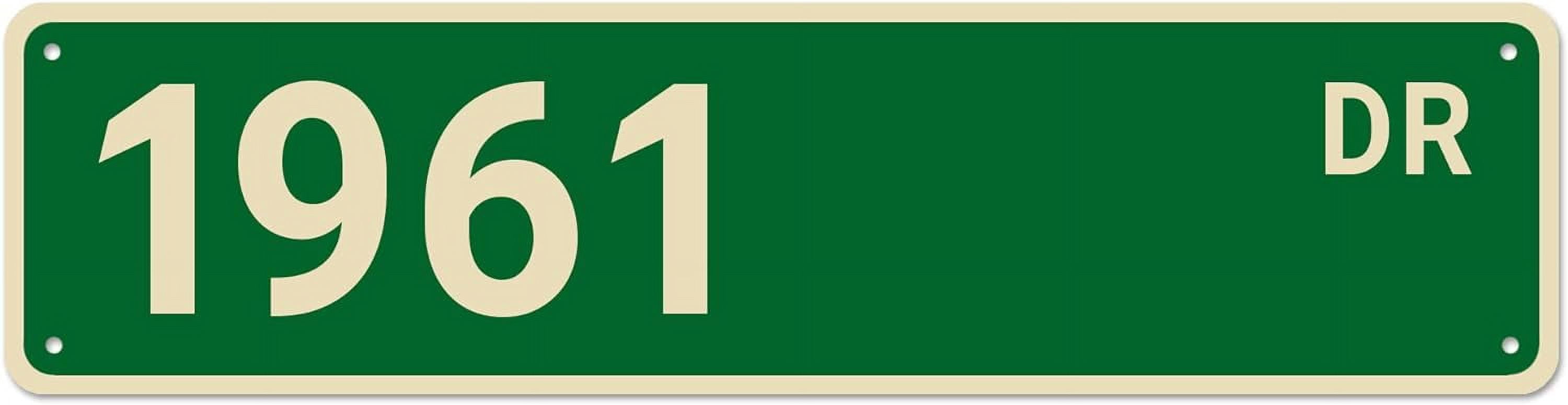 1961 Street Signs, 1961 Decor 1961 Sign Born In 1961 Birthday Gift ...