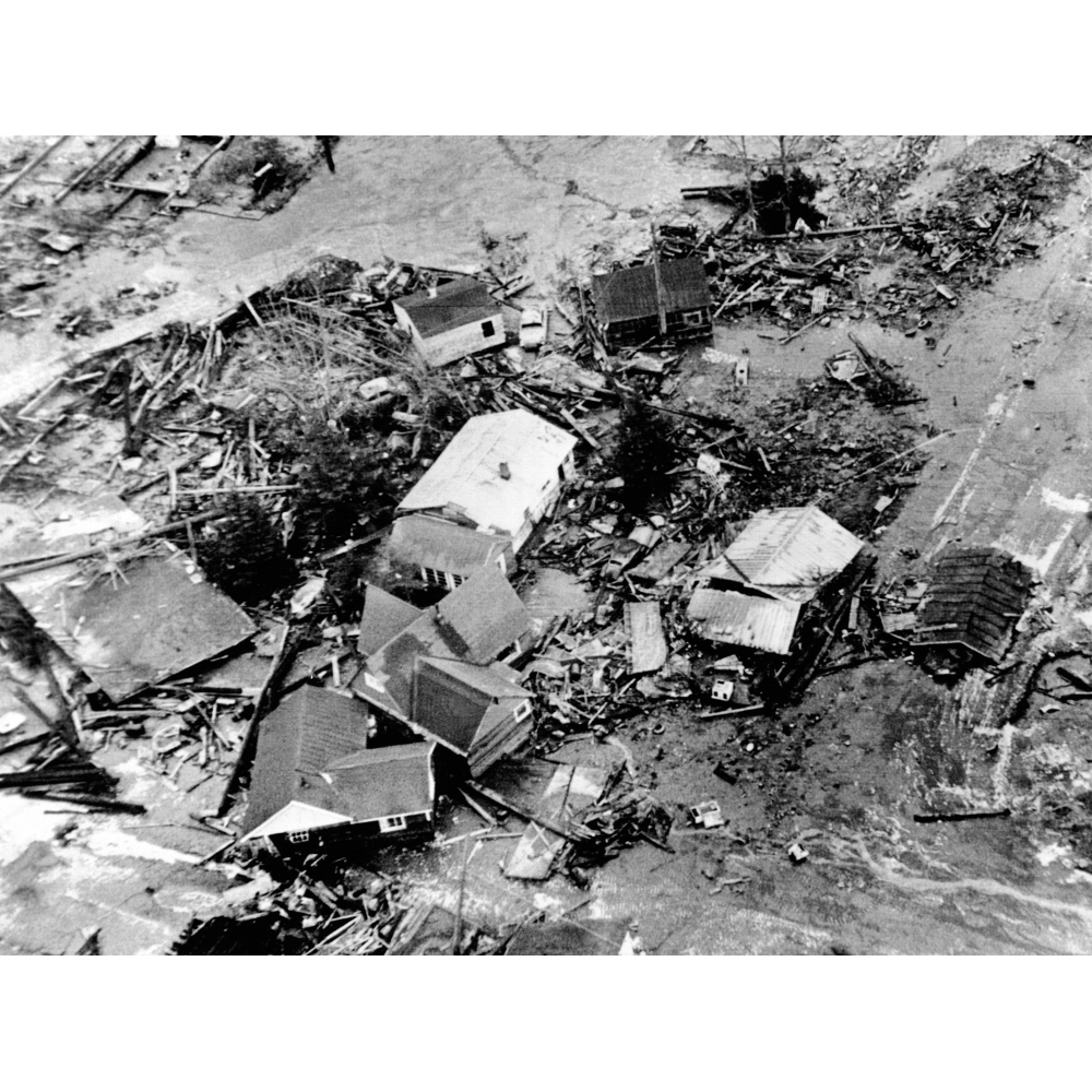 1964 Alaska Earthquake. A 30 Foot High Tidal Wave Caused By The 9.2 ...