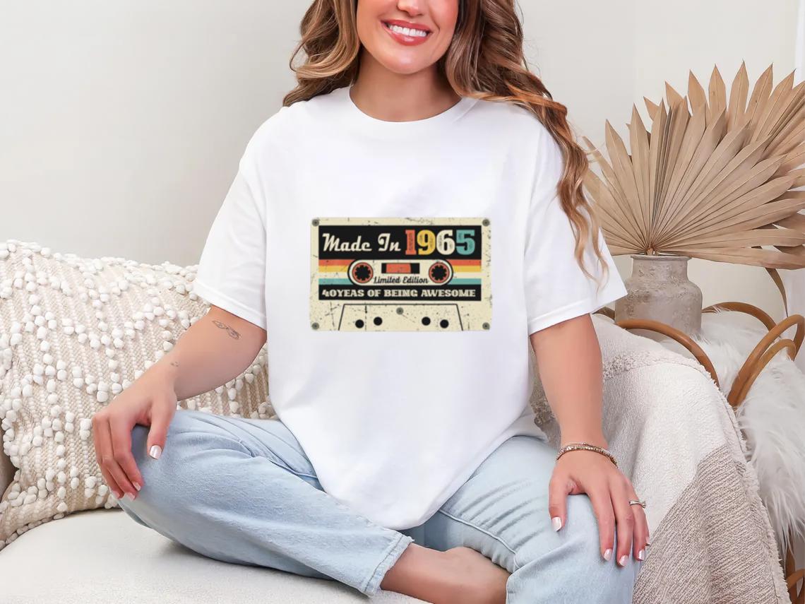 1965 Vintage Made in 1965 Retro 60th Birthday Celebration Outfit Unisex ...