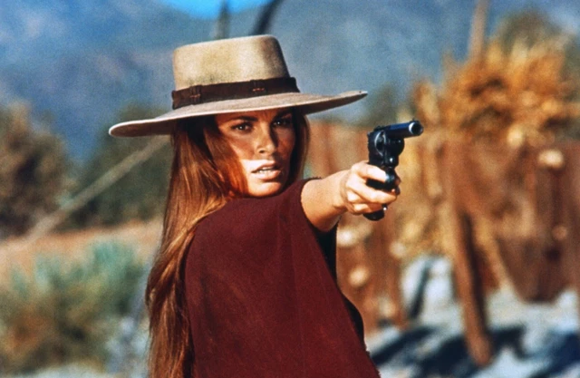 1971 Hannie Caulder Movie Poster Raquel Welch Ernest Borgnine Culp ...