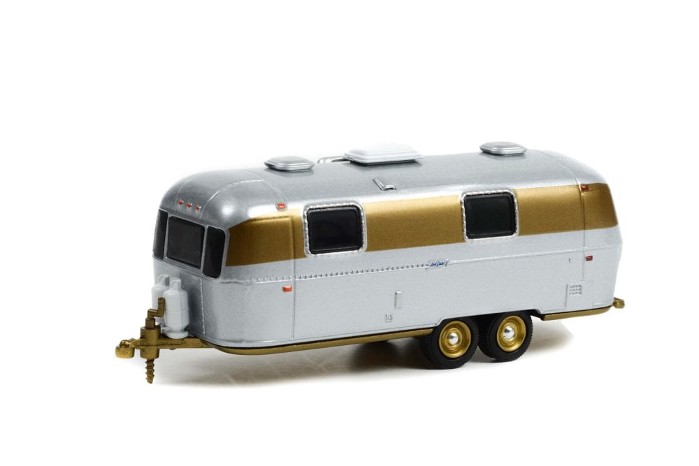1972 Airstream Land Yacht