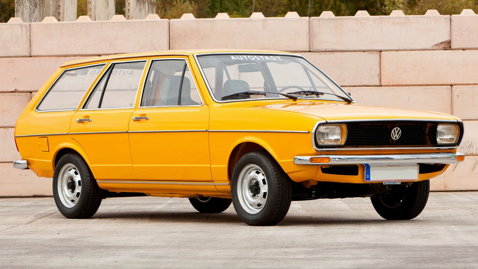 1974 Volkswagen Passat Variant - 24x36 Inch Glossy Laminated Poster ...