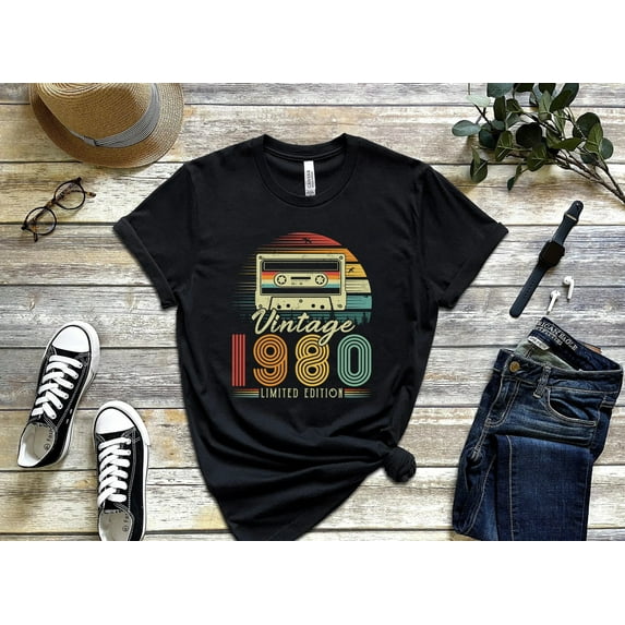 1980 T-Shirt, Made in 1980, 45th Birthday, 45 Years Old Gift, 45th ...