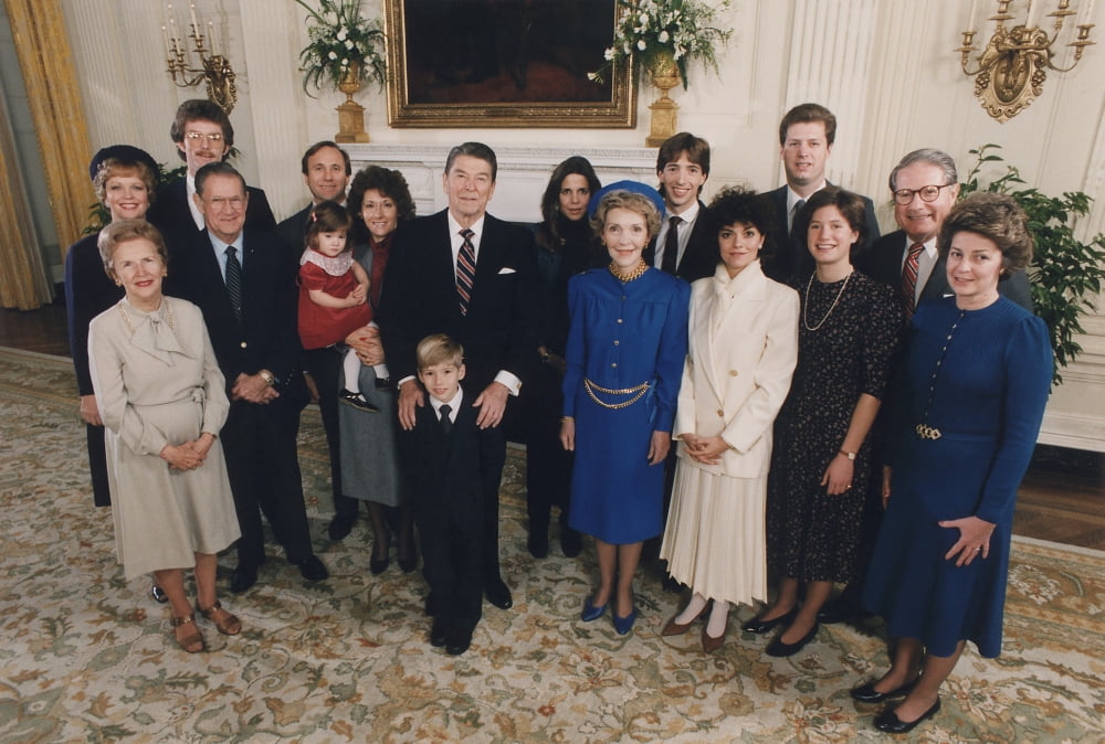 1985 Inaugural Family Photo From Left To Right Bess Davis Maureen ...