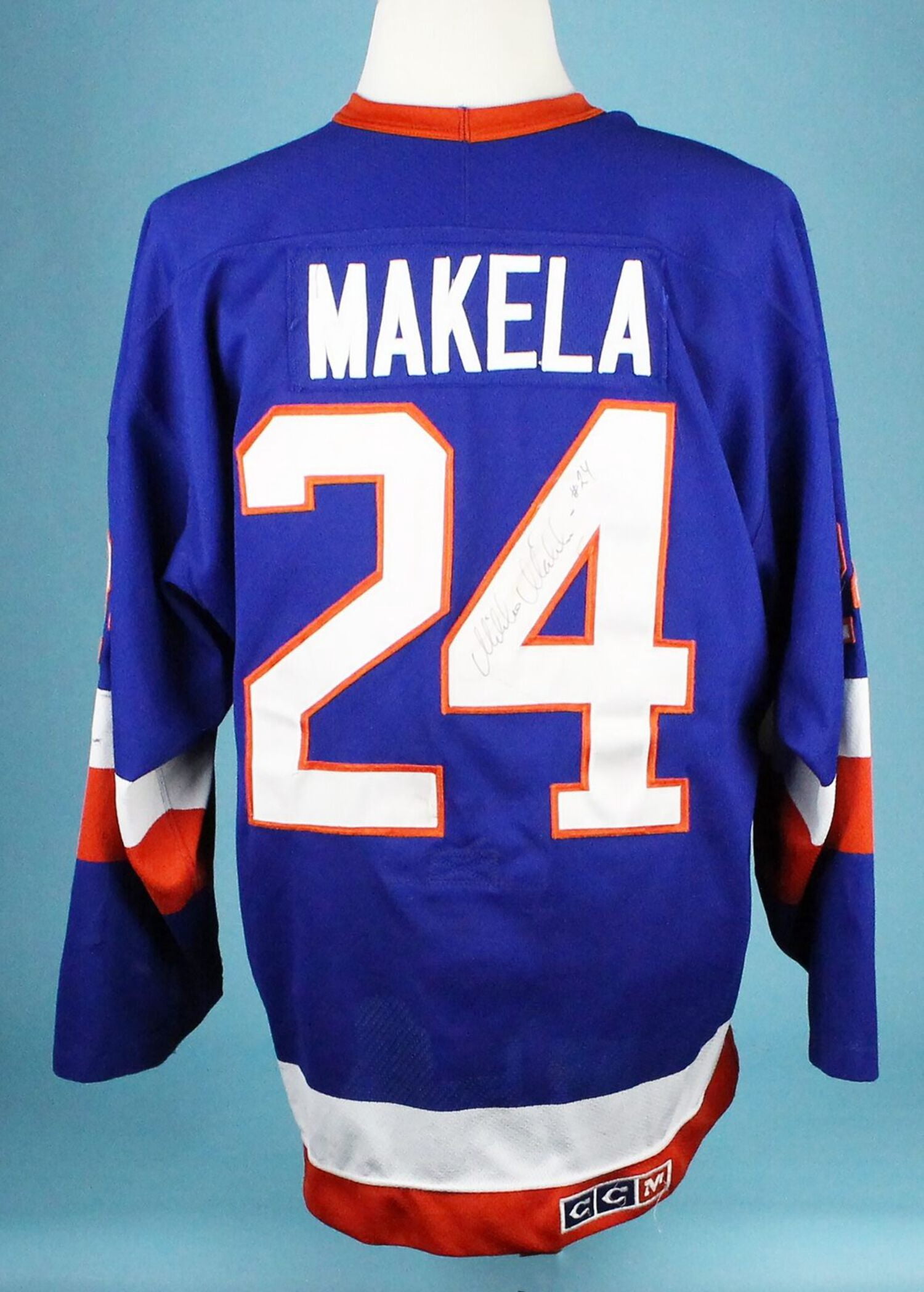 1987-88 Mikko Makela Game Worn Signed New York Islanders Jersey MEARS ...